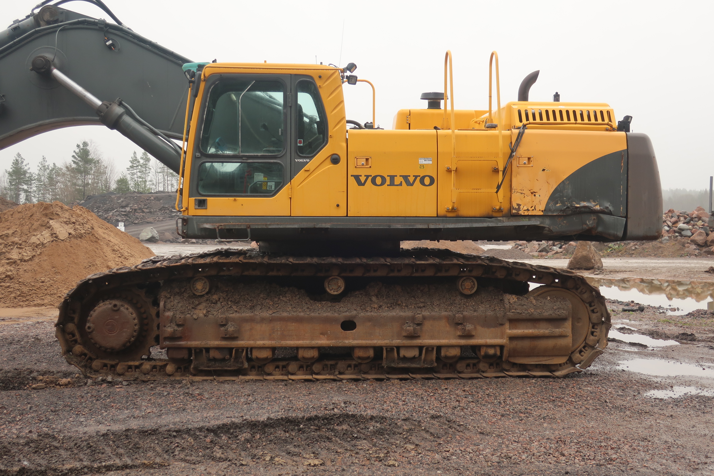 Crawler excavator, Volvo EC700B lc, approx 8000h -2006 - PS Auction ...
