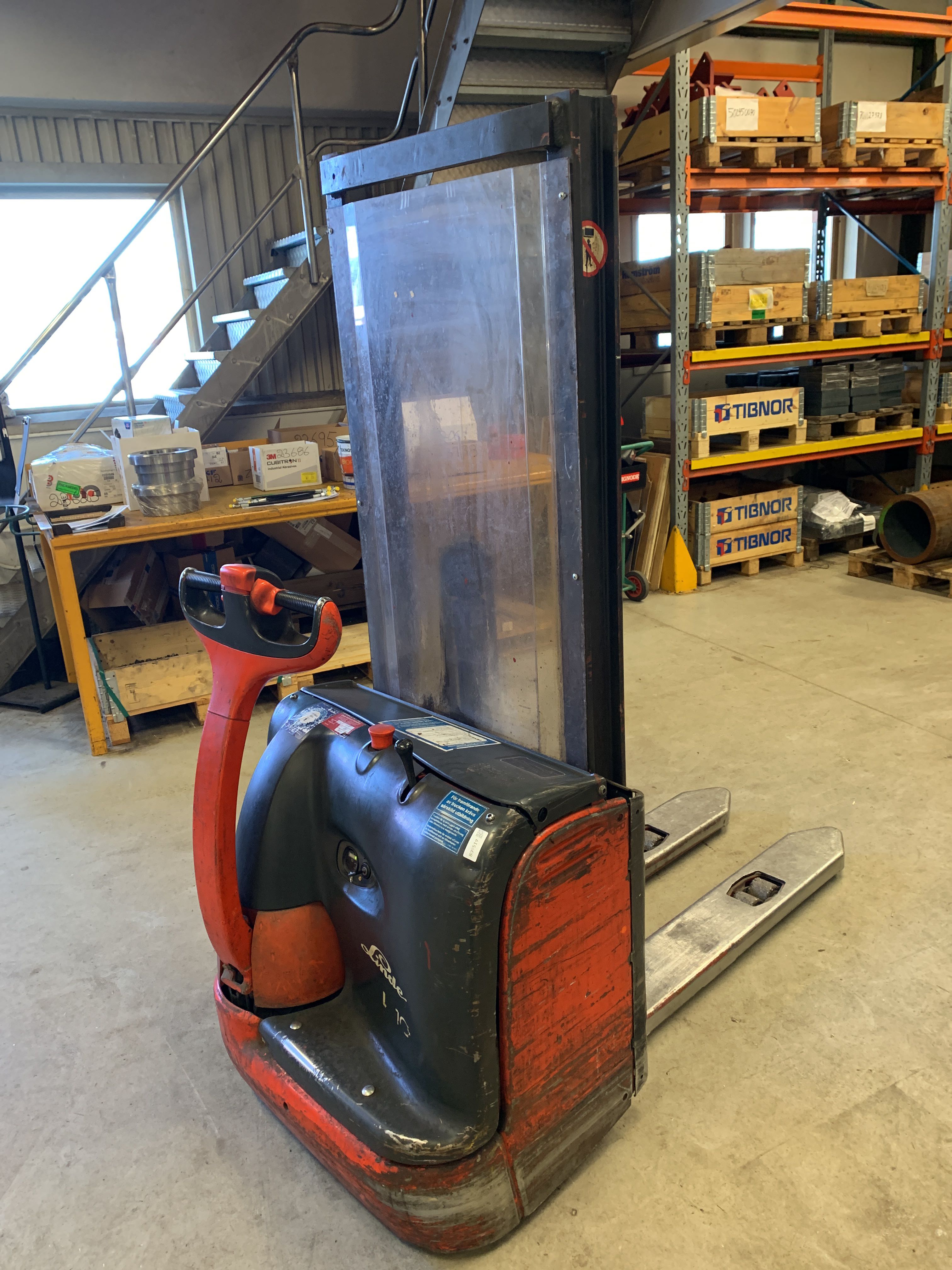 Gåstaplare Linde L10 -2000 (1000kg/154cm) - Auktioner online ...