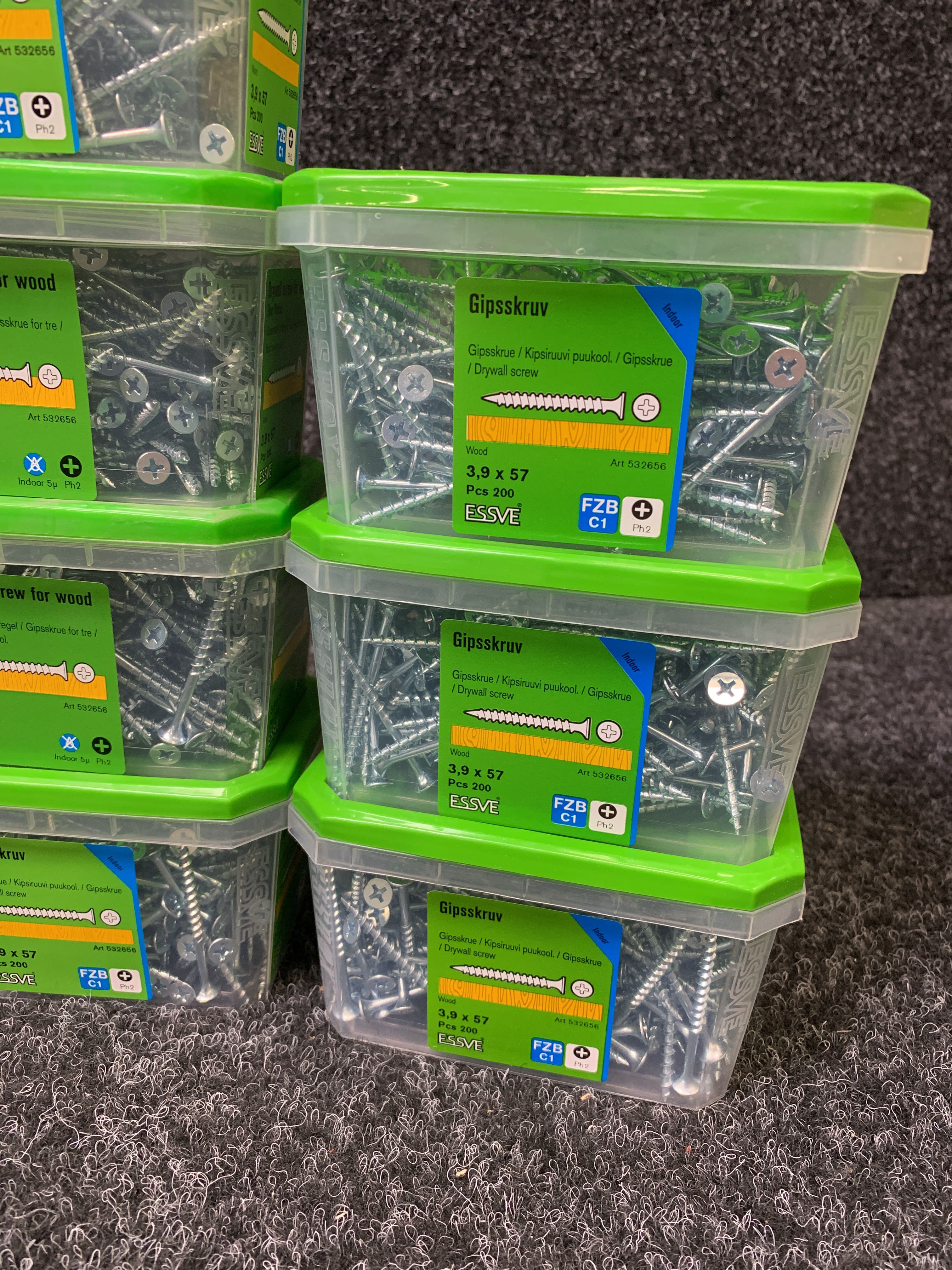 Sortiment med montageskruv, gipsskruv & spånskiveskruv Essve ...