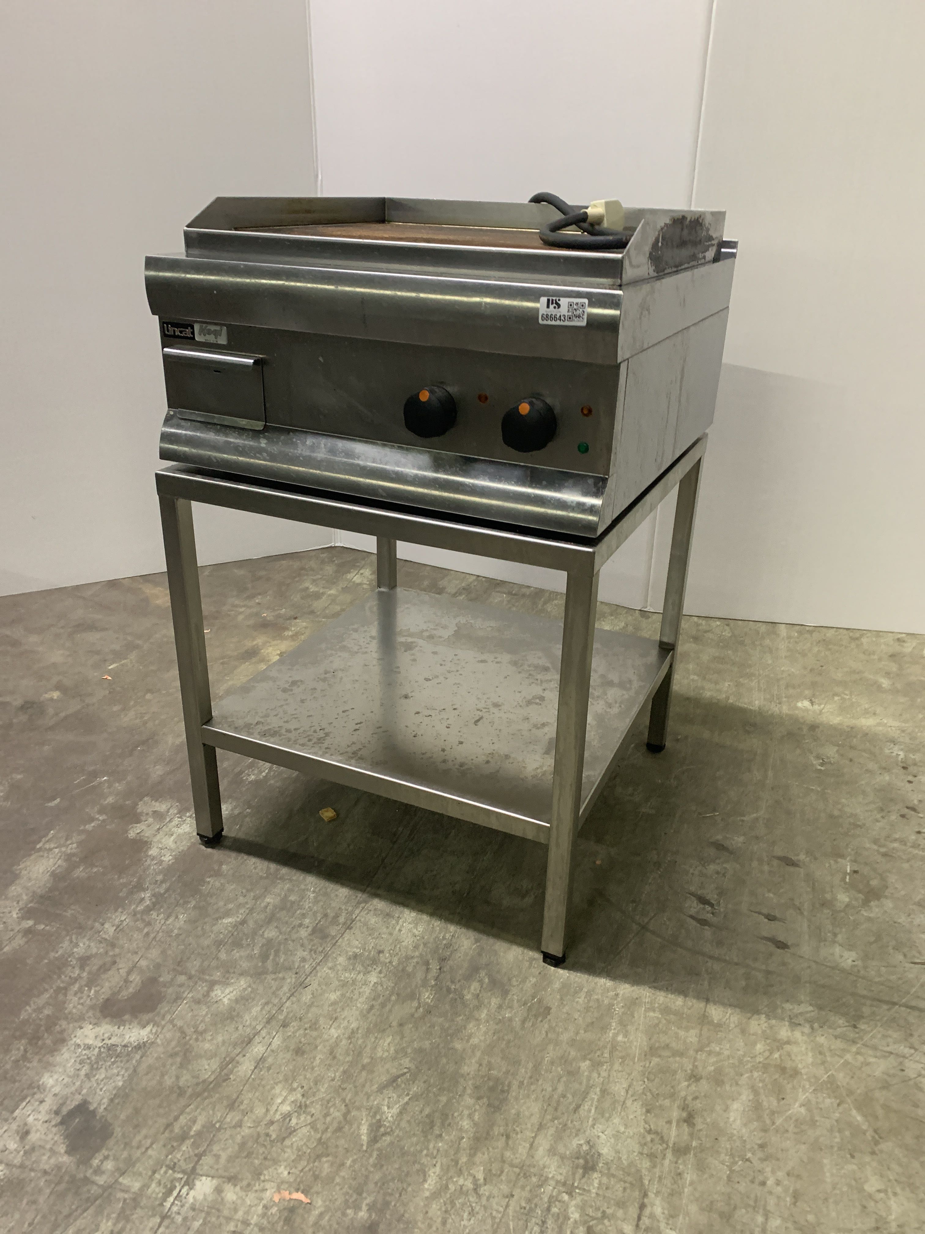 Frying table incl. Floor stand - PS Auction - We value the future ...