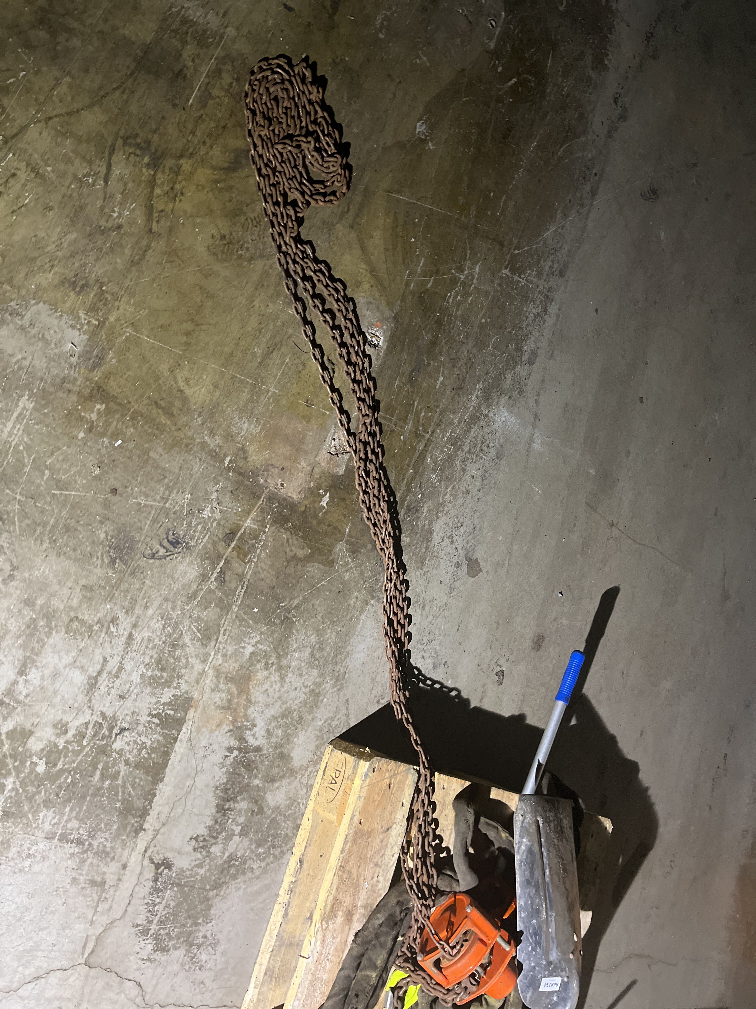 Allt på pallen, Kedjespel 1-ton m.m - Auktioner online - Nätauktioner ...