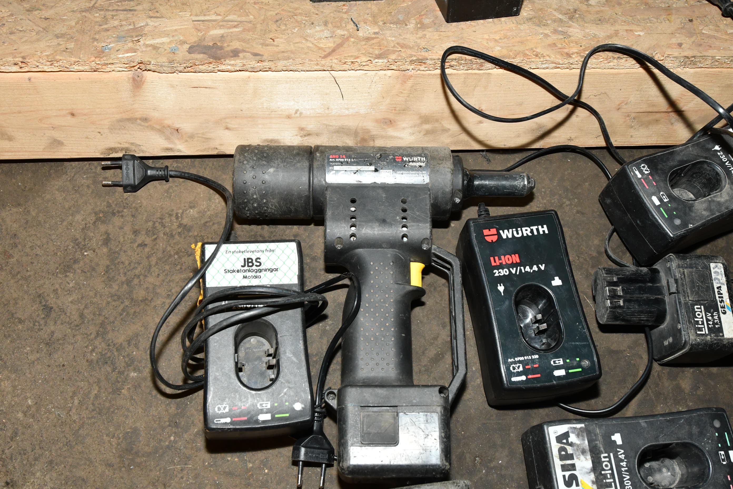 Pop rivet machines - PS Auction - We value the future - Largest in net ...