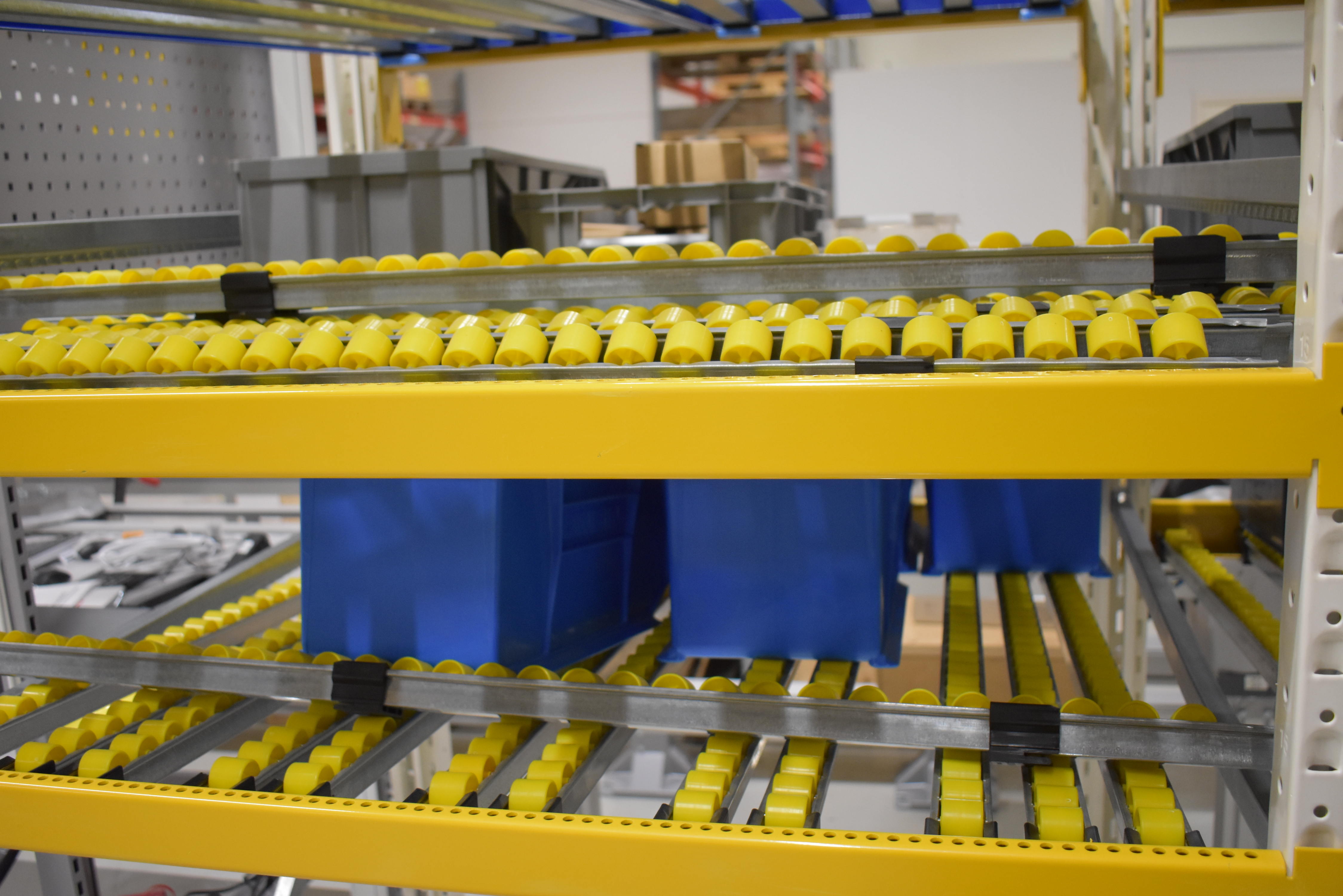Material stand - PS Auction - We value the future - Largest in net auctions