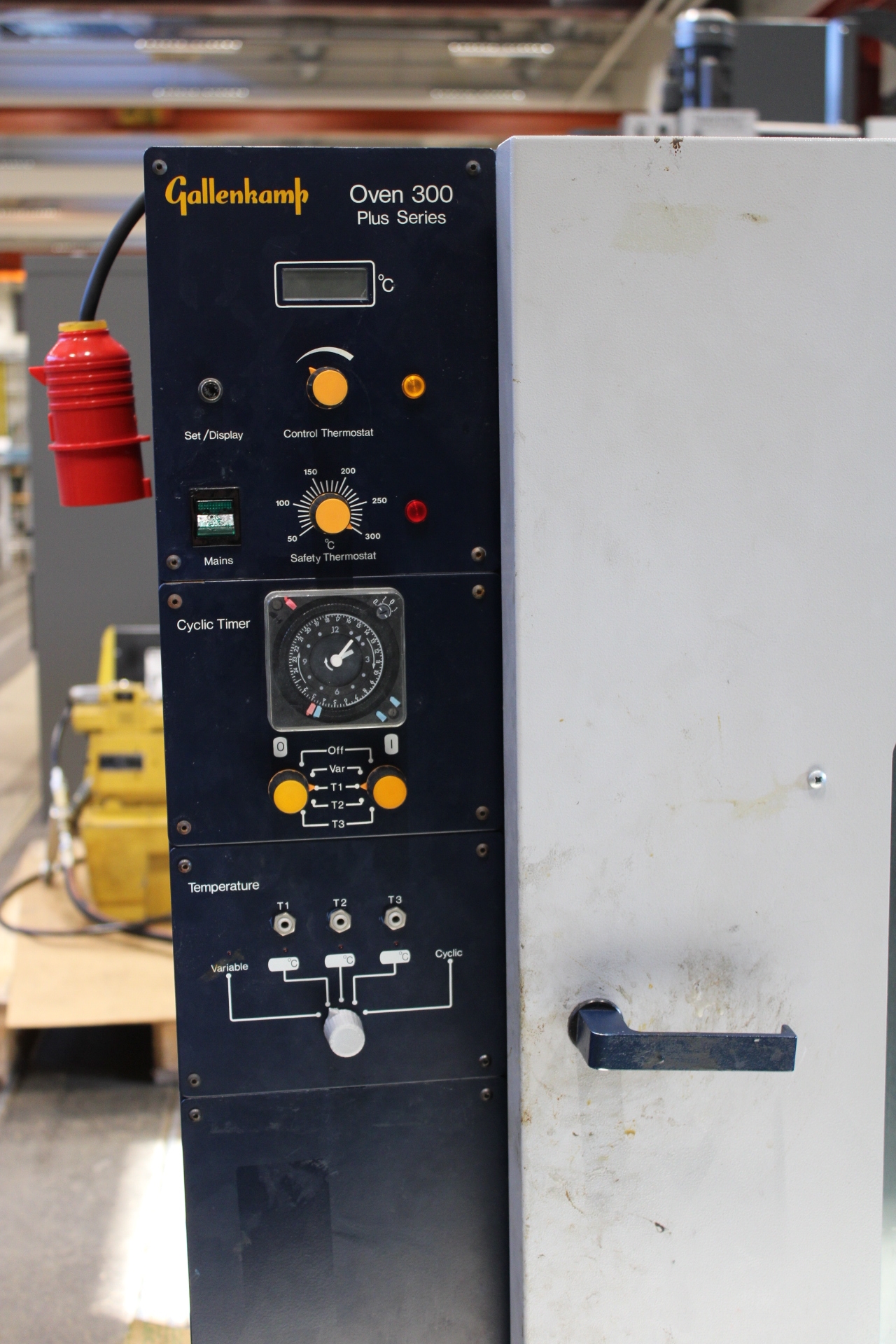 Oven - Gallenkamp Oven 300 Plus series, cyclic - PS Auction - We value ...