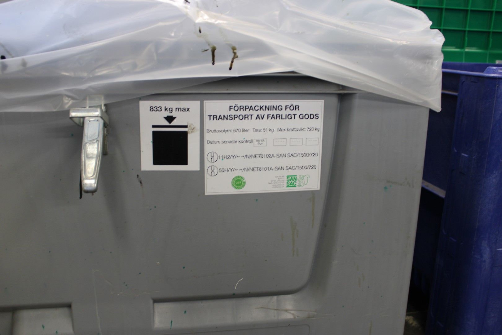 Plastcontainer med lock - PS Auction - We value the future - Largest in ...