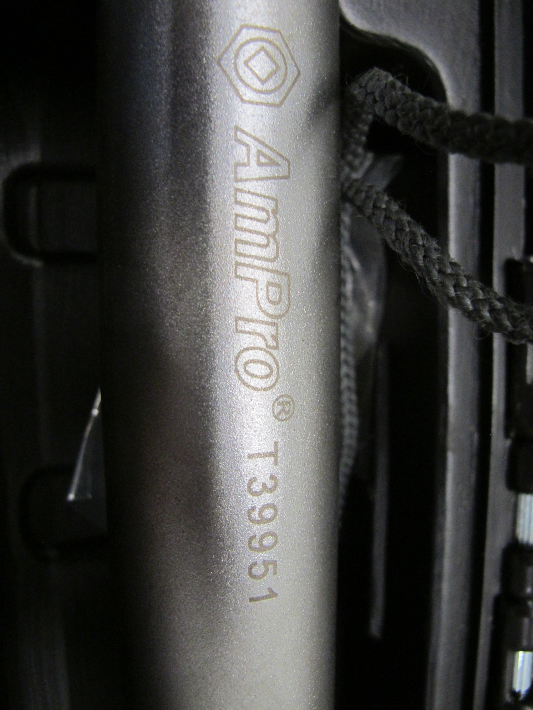 Momenttyckel Ampro T39951 - Auktioner online - Nätauktioner ...