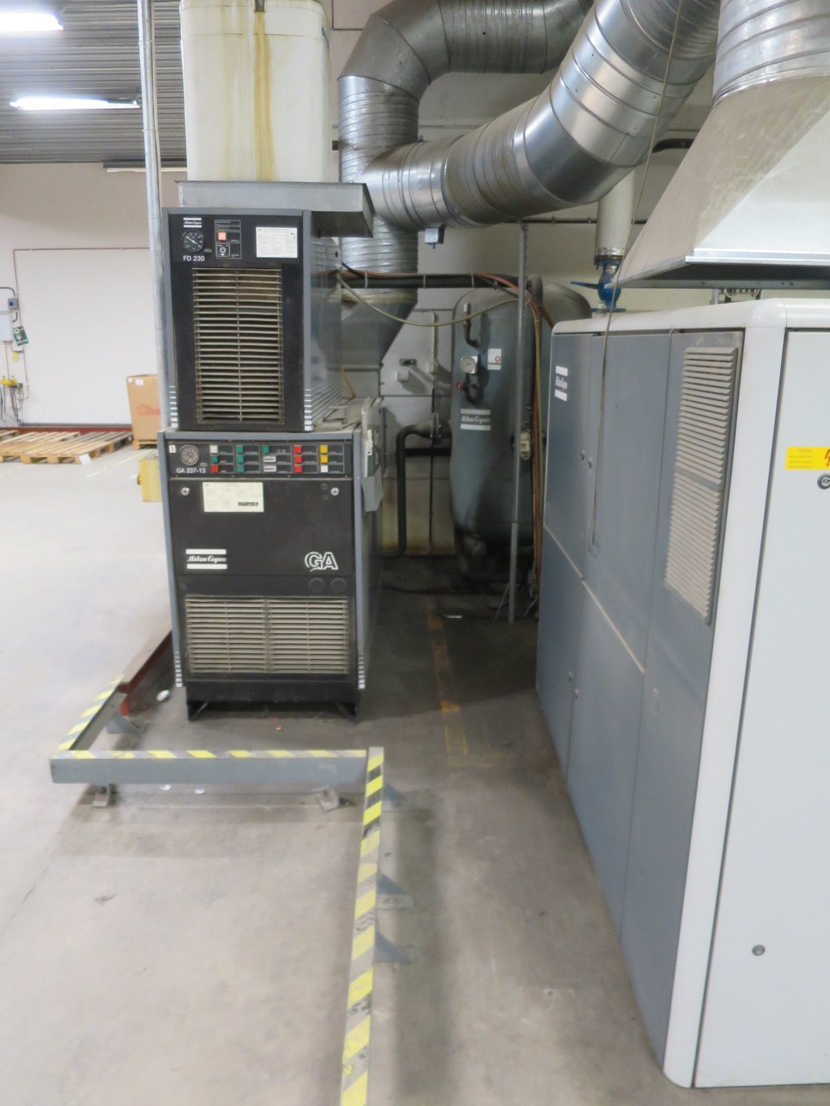 Atlas Copco screw compressor GA37VSD FF - PS Auction - We value the ...