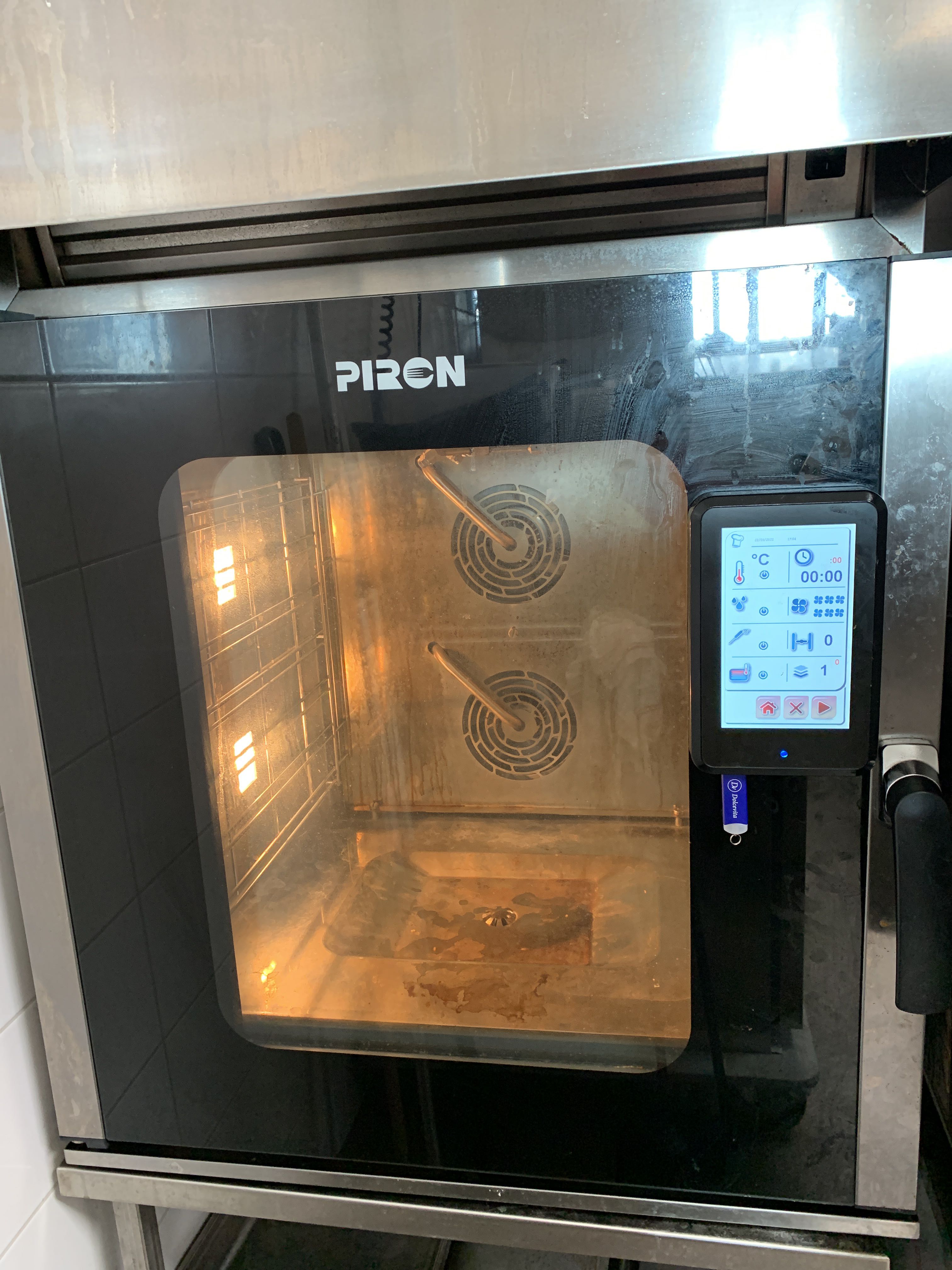 Combi oven Piron Colombi PF1106 with condenser PC2100 - PS Auction - We ...