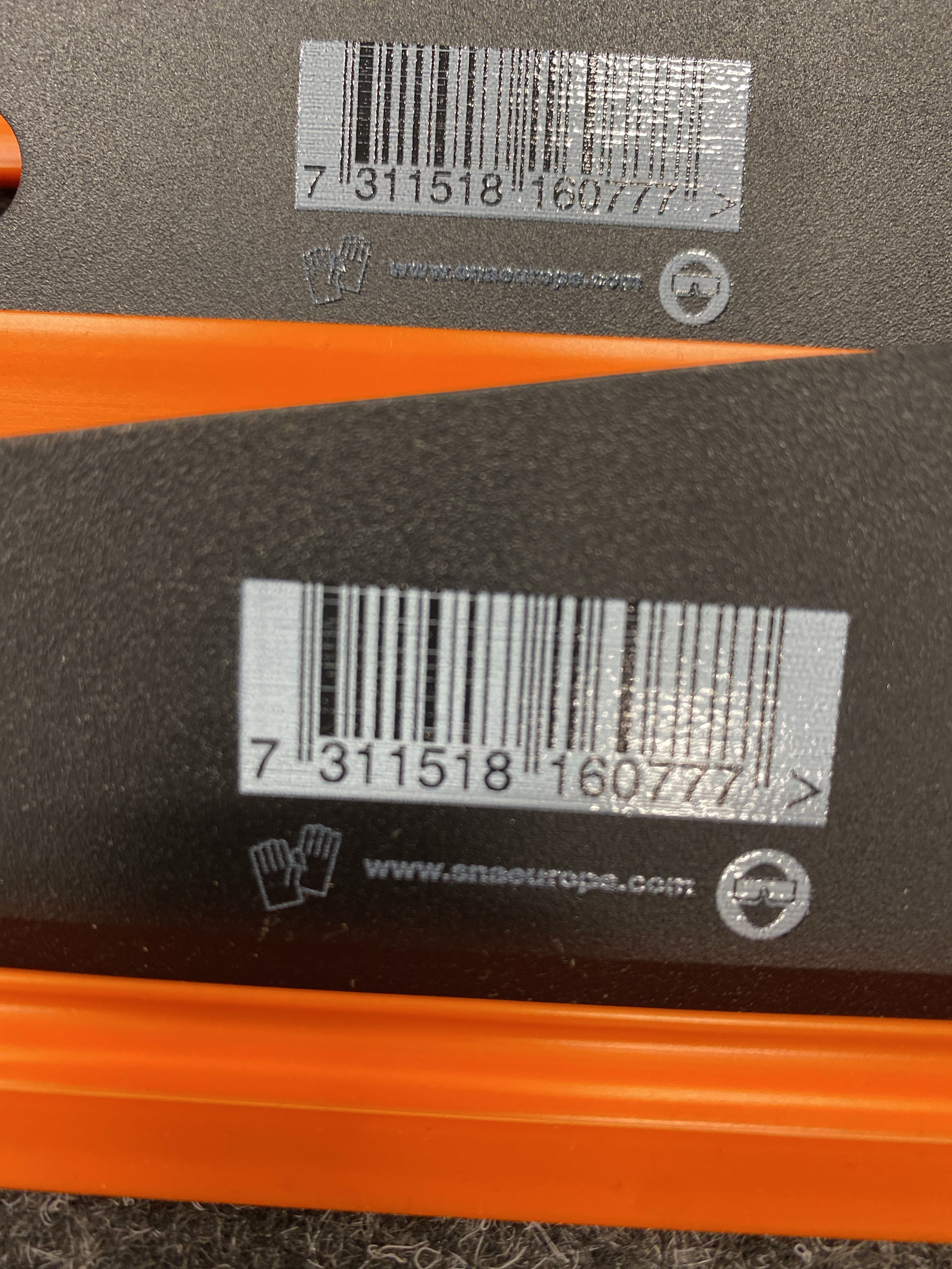 6 st fogsvansar Bacho - Auktioner online - Nätauktioner ...