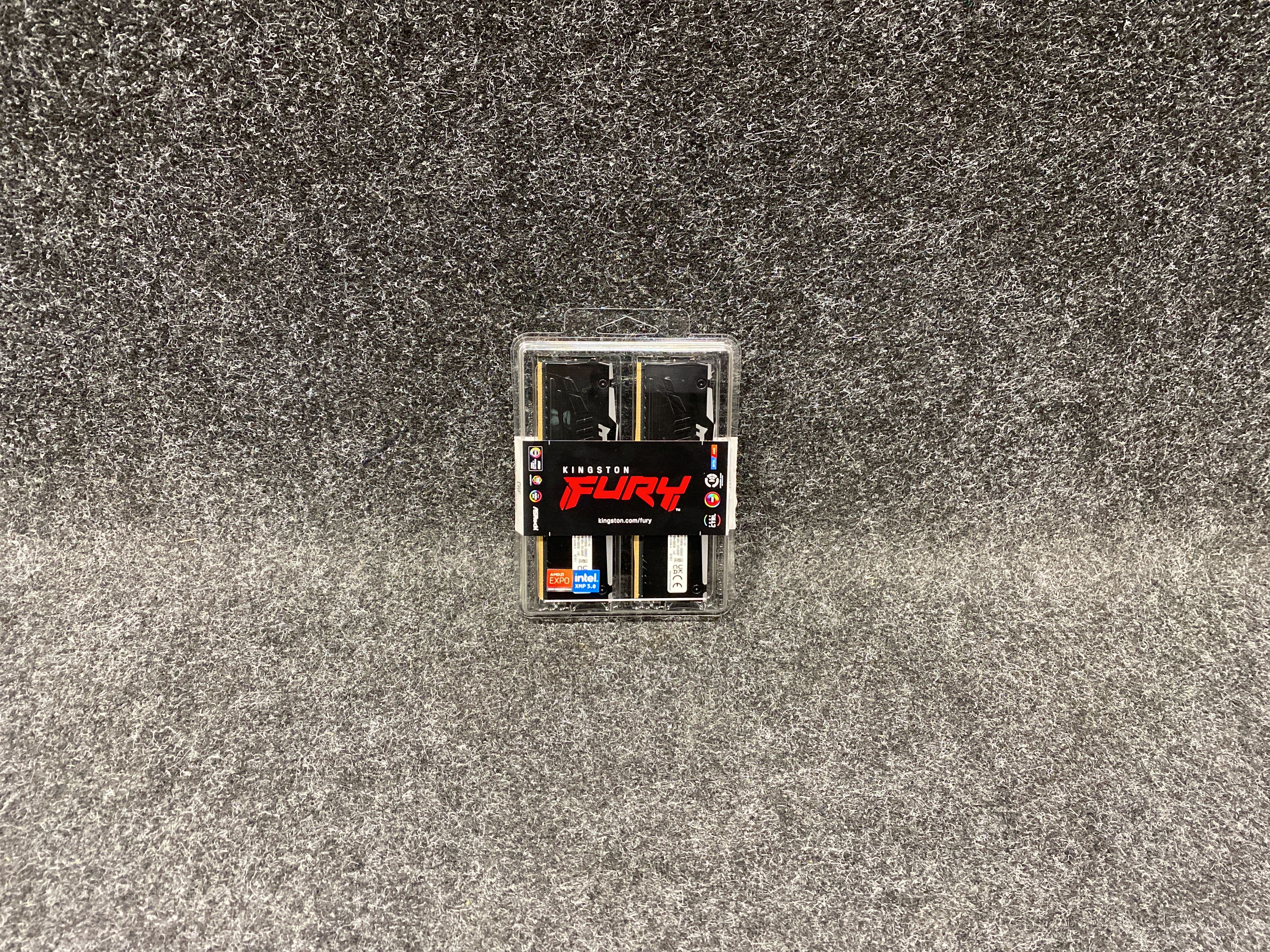 Ram-minne Kingston Fury Beast RGB DDR5 6000 MHz 64GB - Auktioner online ...