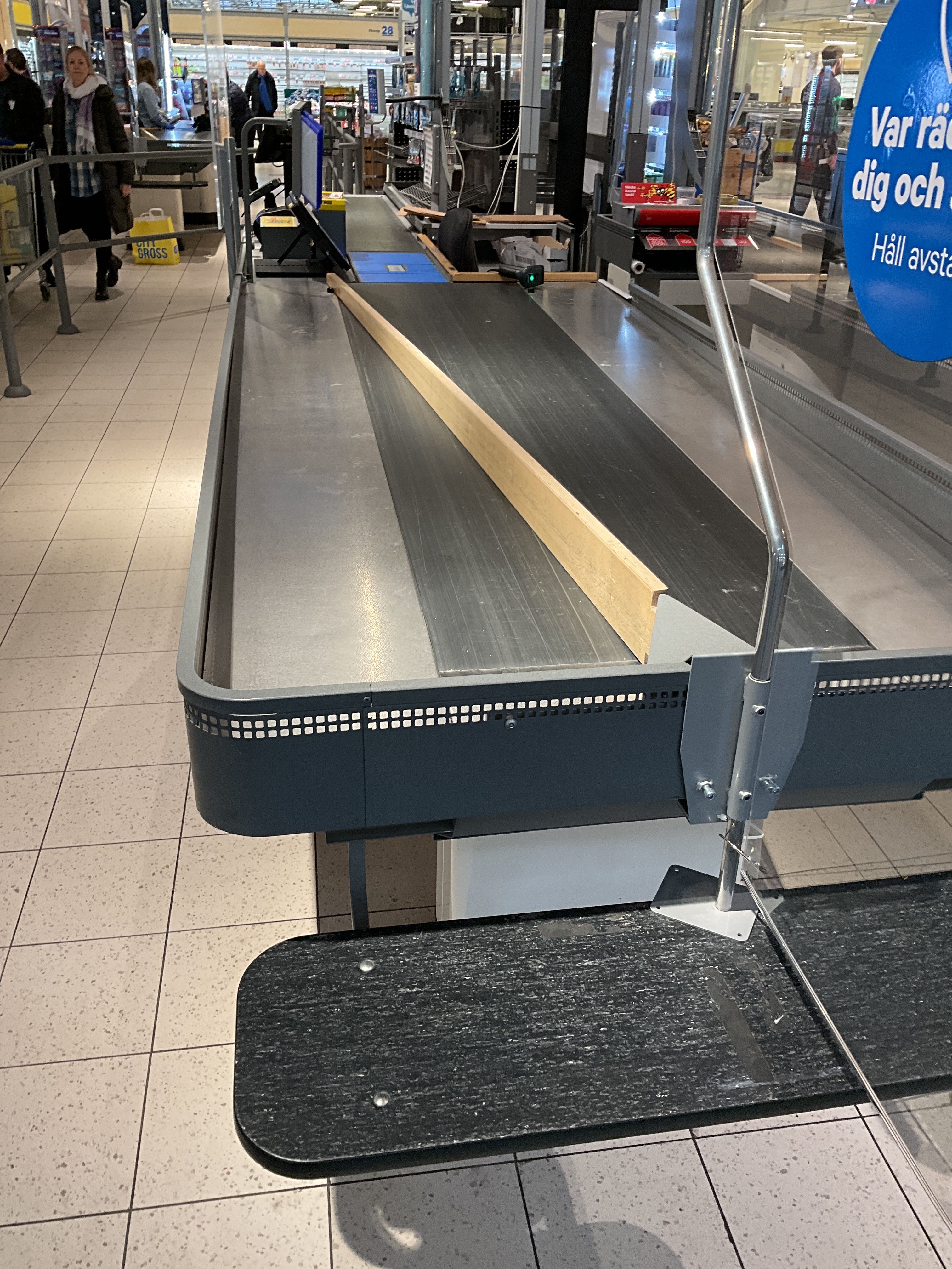 checkout system/line left checkout - PS Auction - We value the future ...
