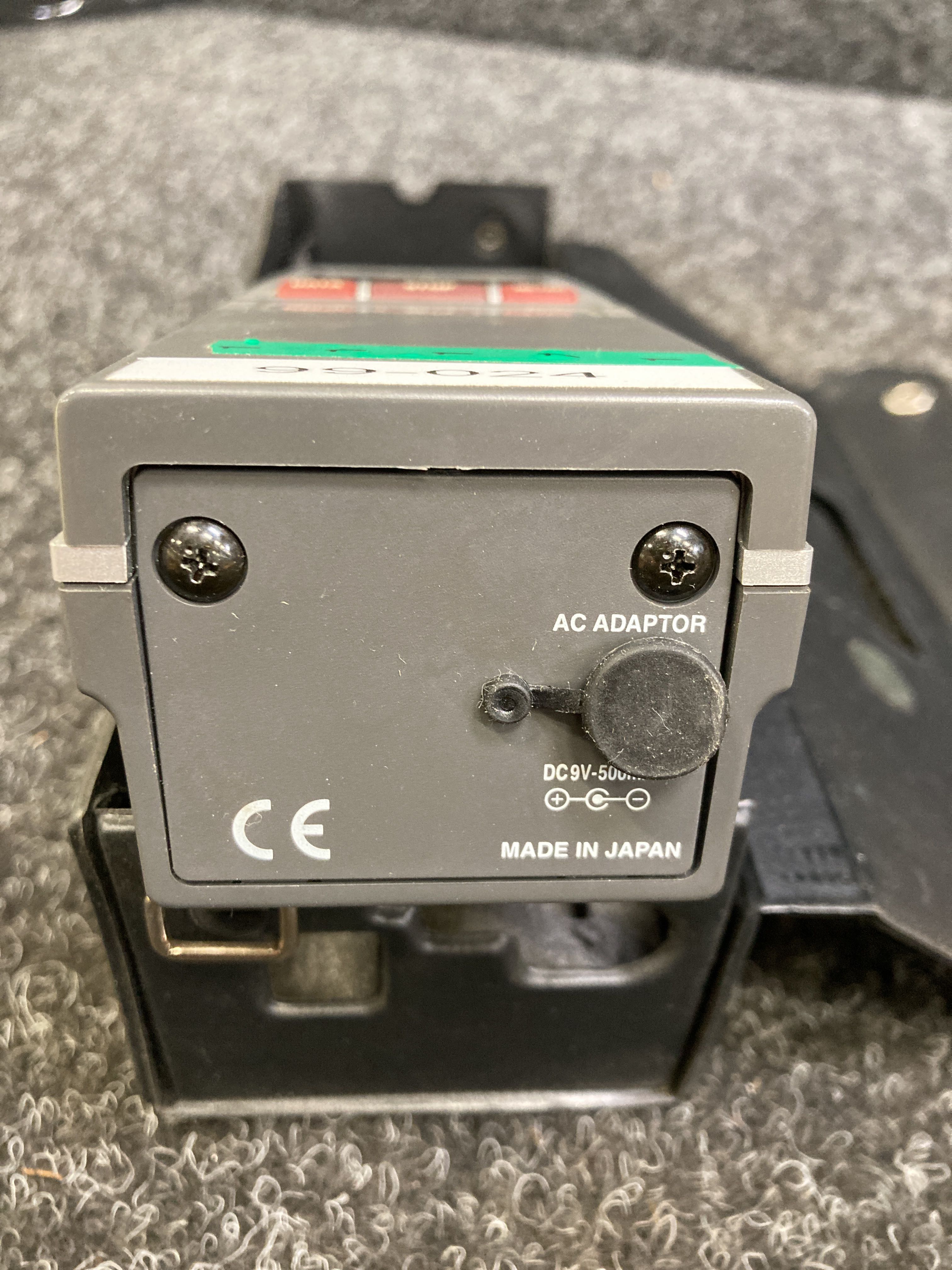 Surface roughness meter Mitutoyo SJ-201P - PS Auction - We value the ...