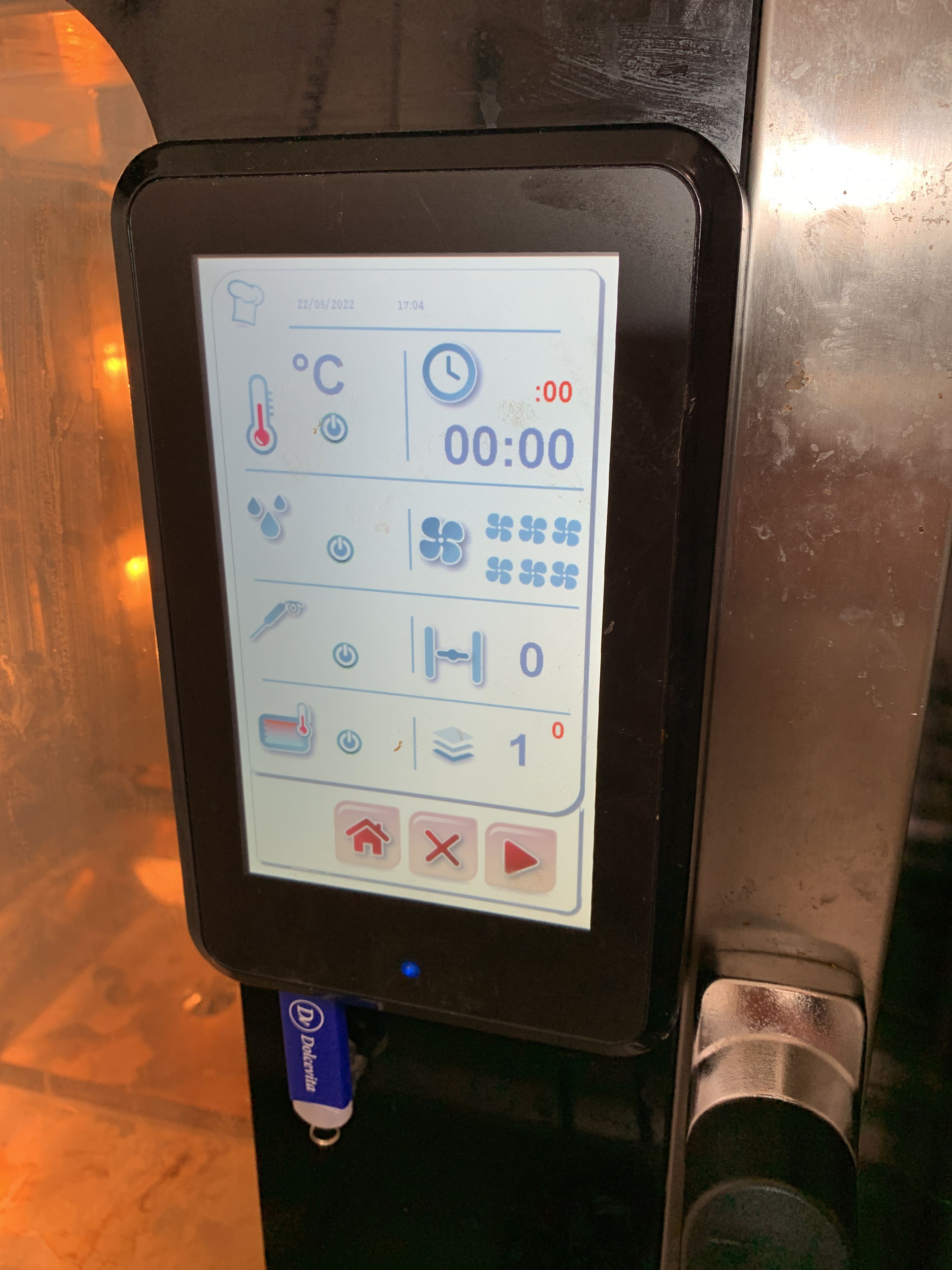 Combi oven Piron Colombi PF1106 with condenser PC2100 - PS Auction - We ...