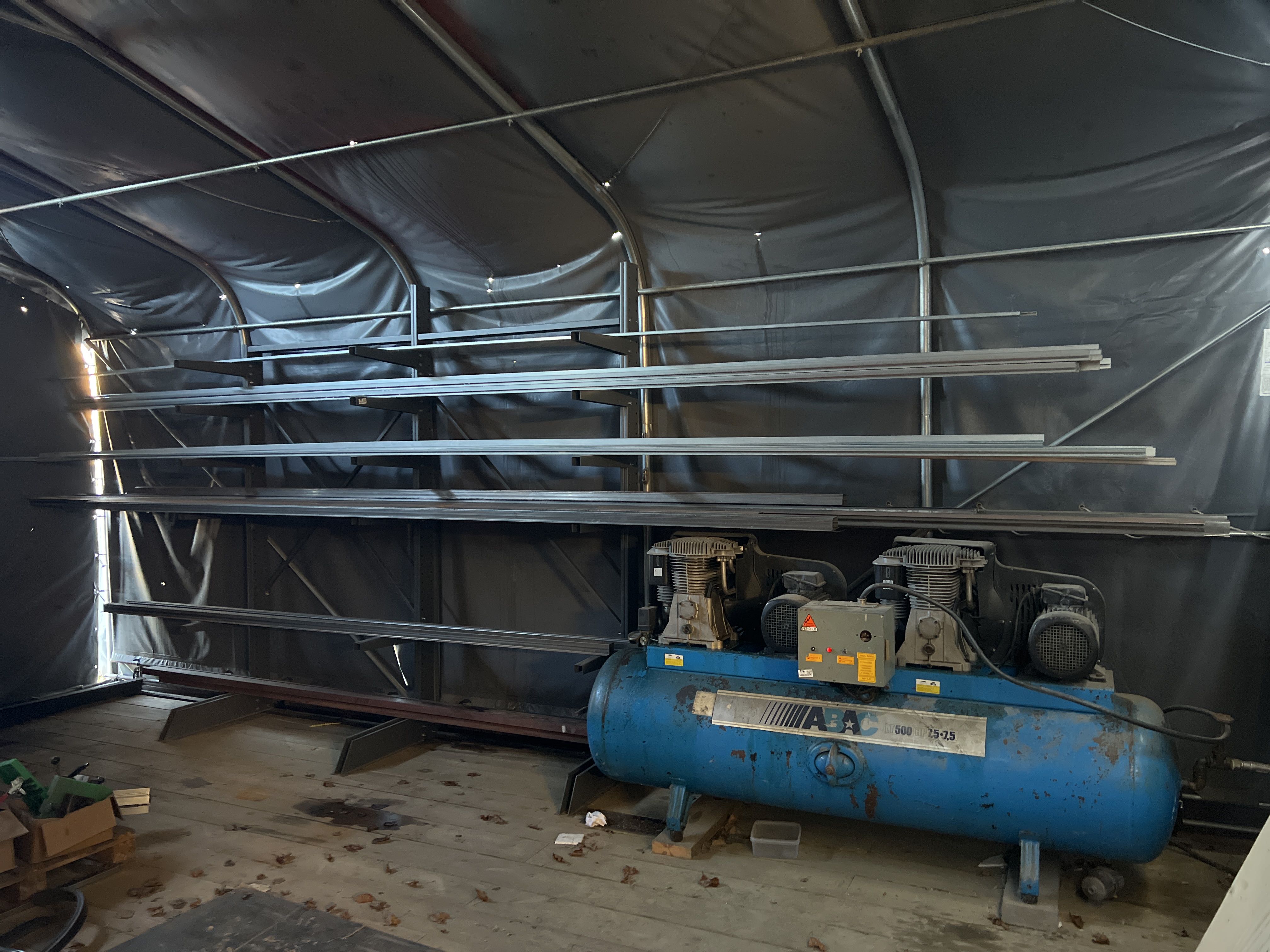 Branch stand with various profiles - PS Auction - We value the future ...
