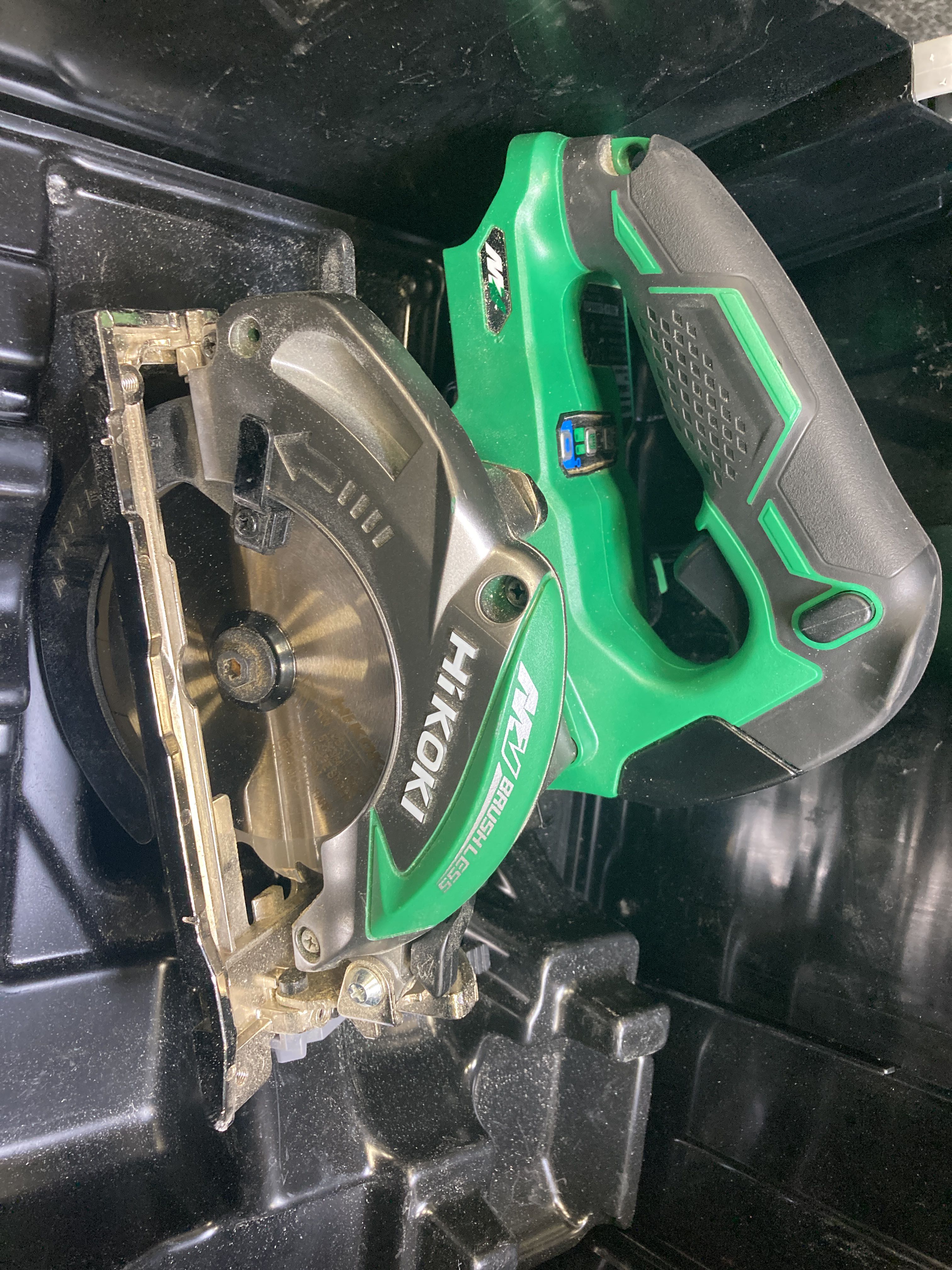 Cirkelsåg Hikoki C3605DA - Auktioner online - Nätauktioner ...