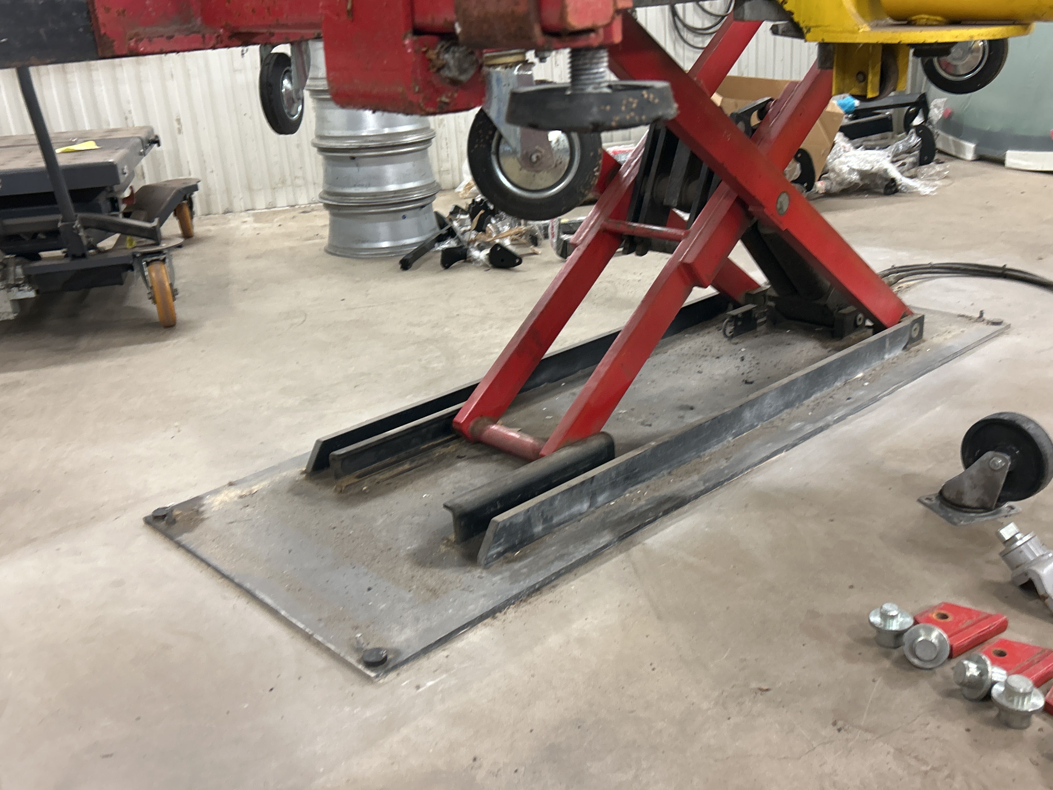 Mobile straightening bench Car Bench A090/1 -2003 - PS Auction - We ...