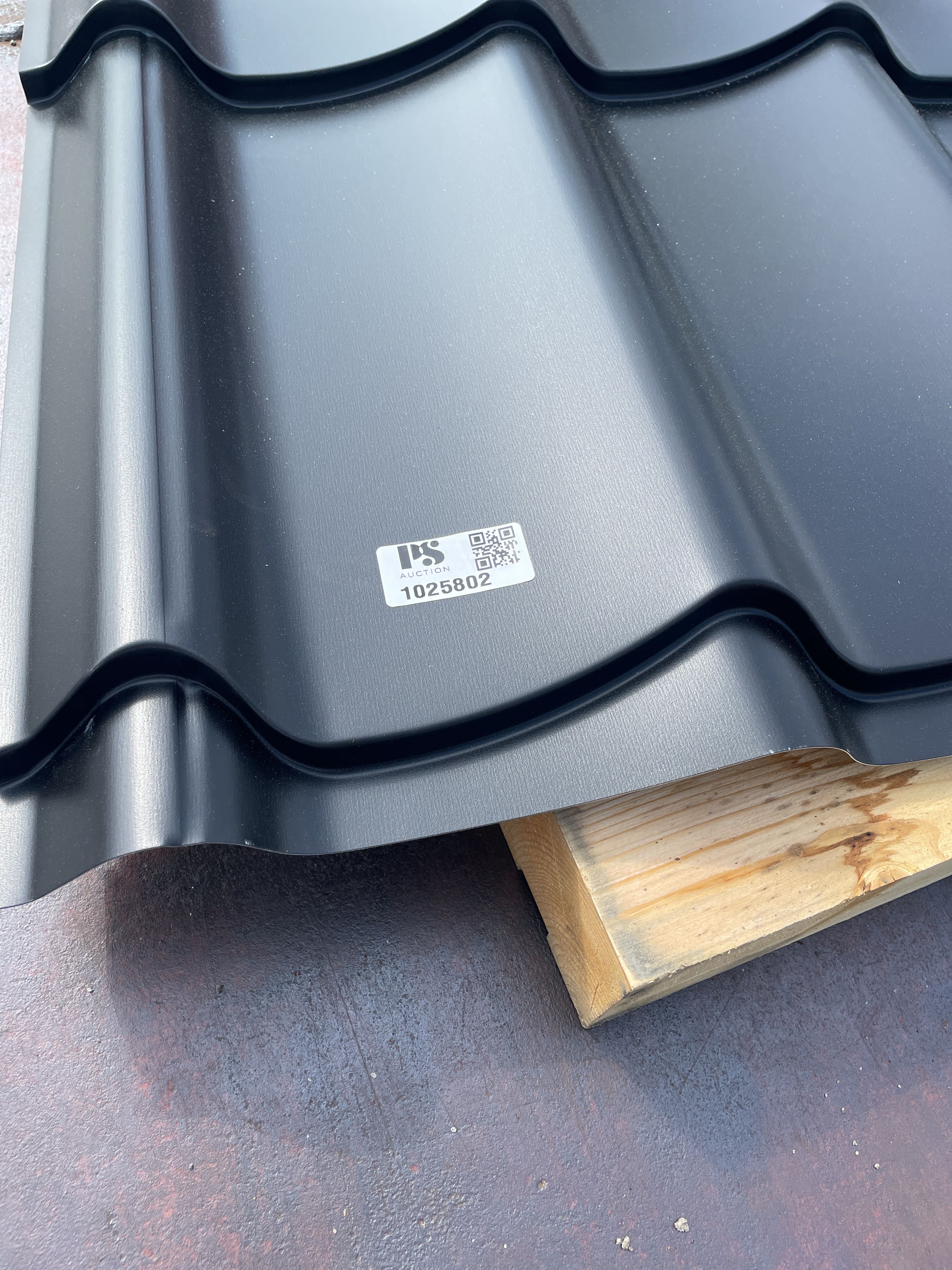 Plannja Regent Black Alu 16pcs - PS Auction - We value the future ...