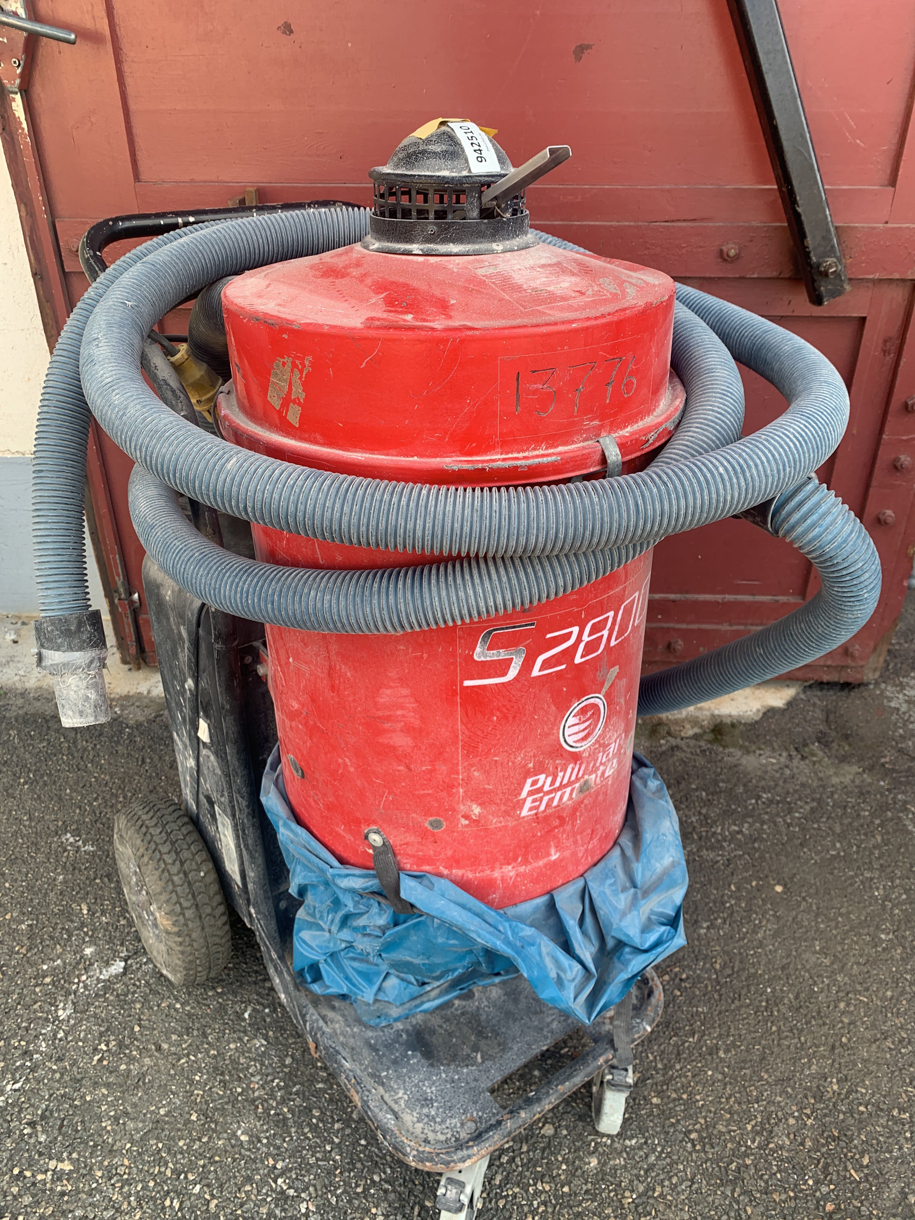 Industrial vacuum cleaner Pullman Ermator S2800 - PS Auction - We value ...
