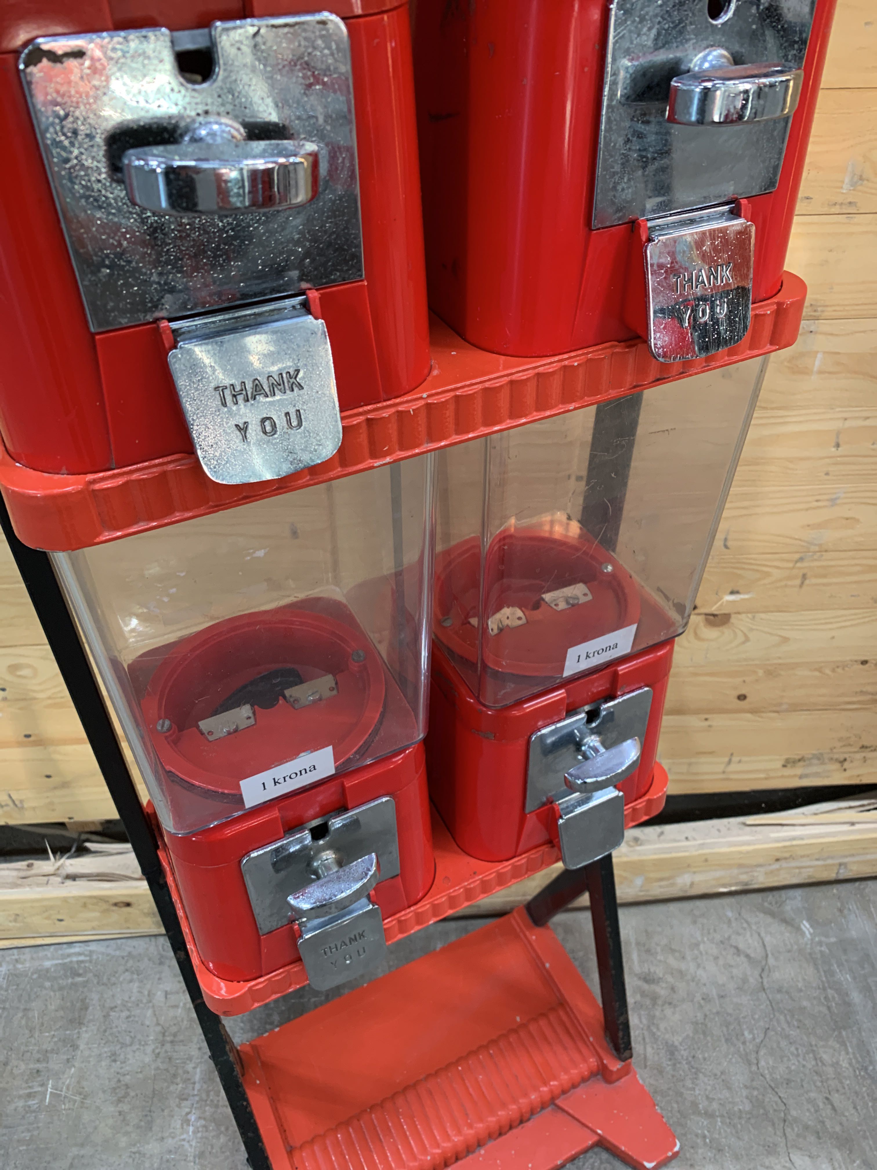 Chewing gum vending machine 1-crown Brabo - PS Auction - We value the ...