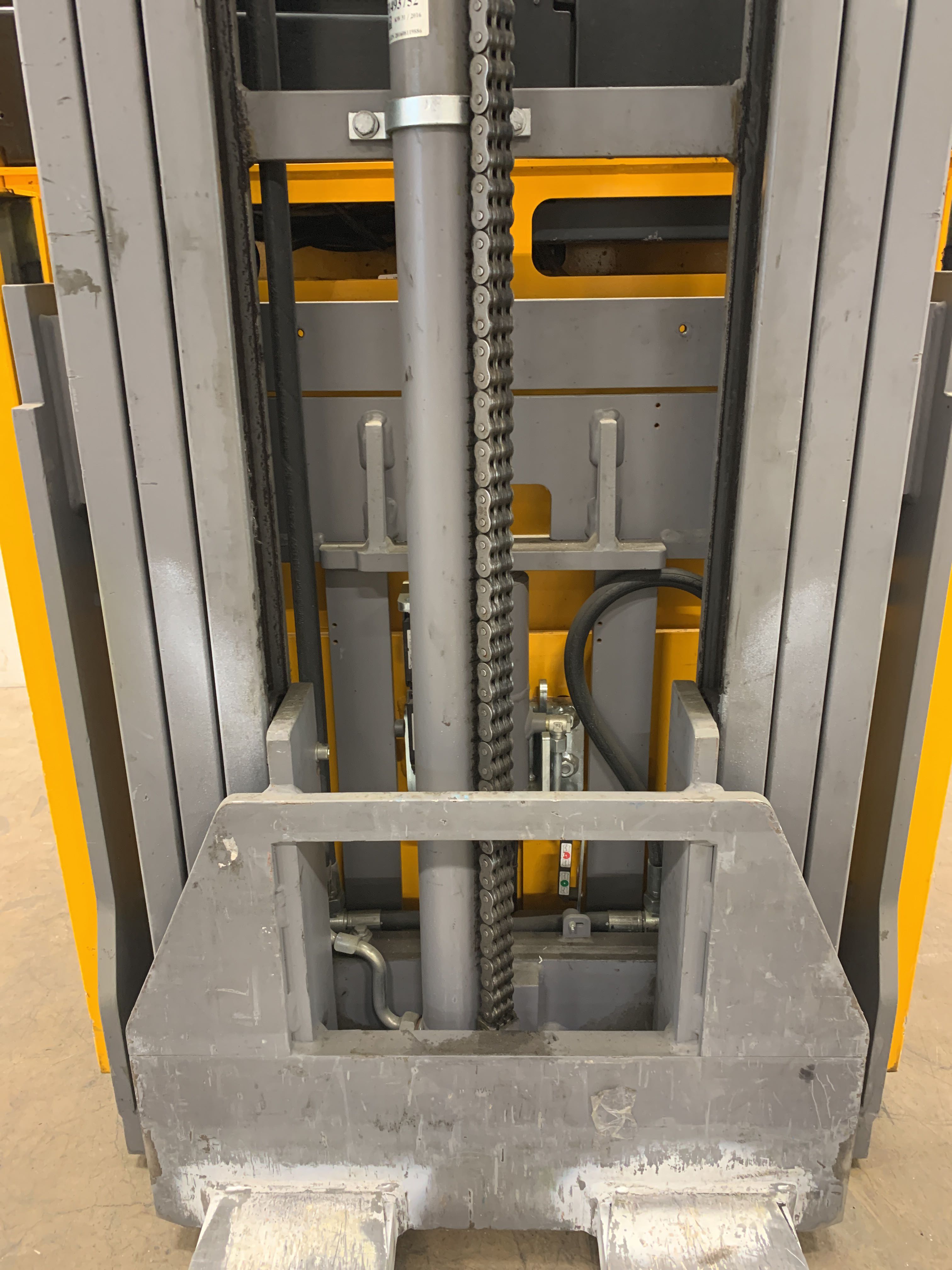 Stacker Jungheinrich ESC 316z 2016 - PS Auction - We value the future ...