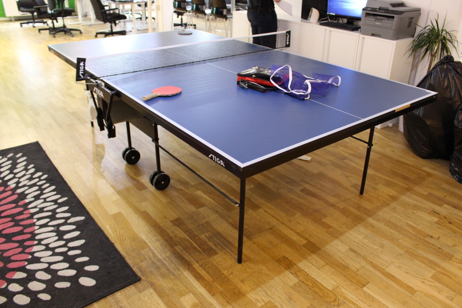 PIngisbord, Stiga, med nät och racket. - PS Auction - We value the ...