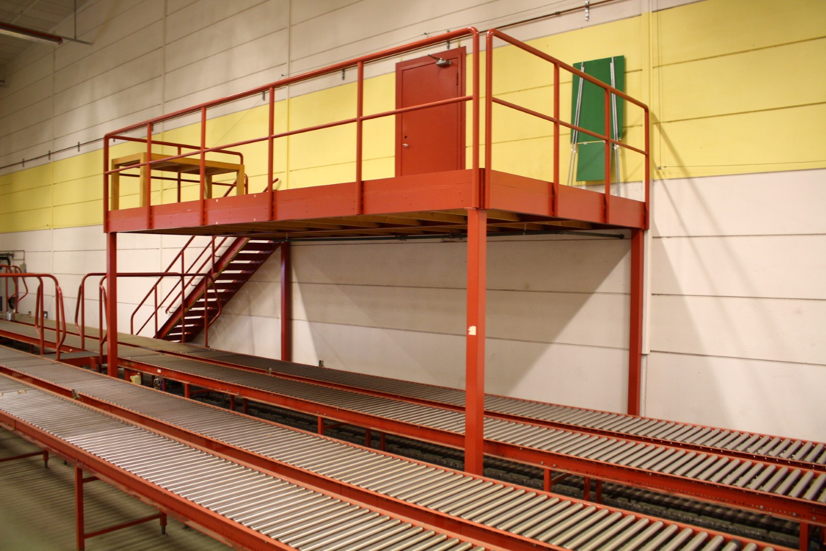 Balkong/entresolplan med trapp - PS Auction - We value the future ...