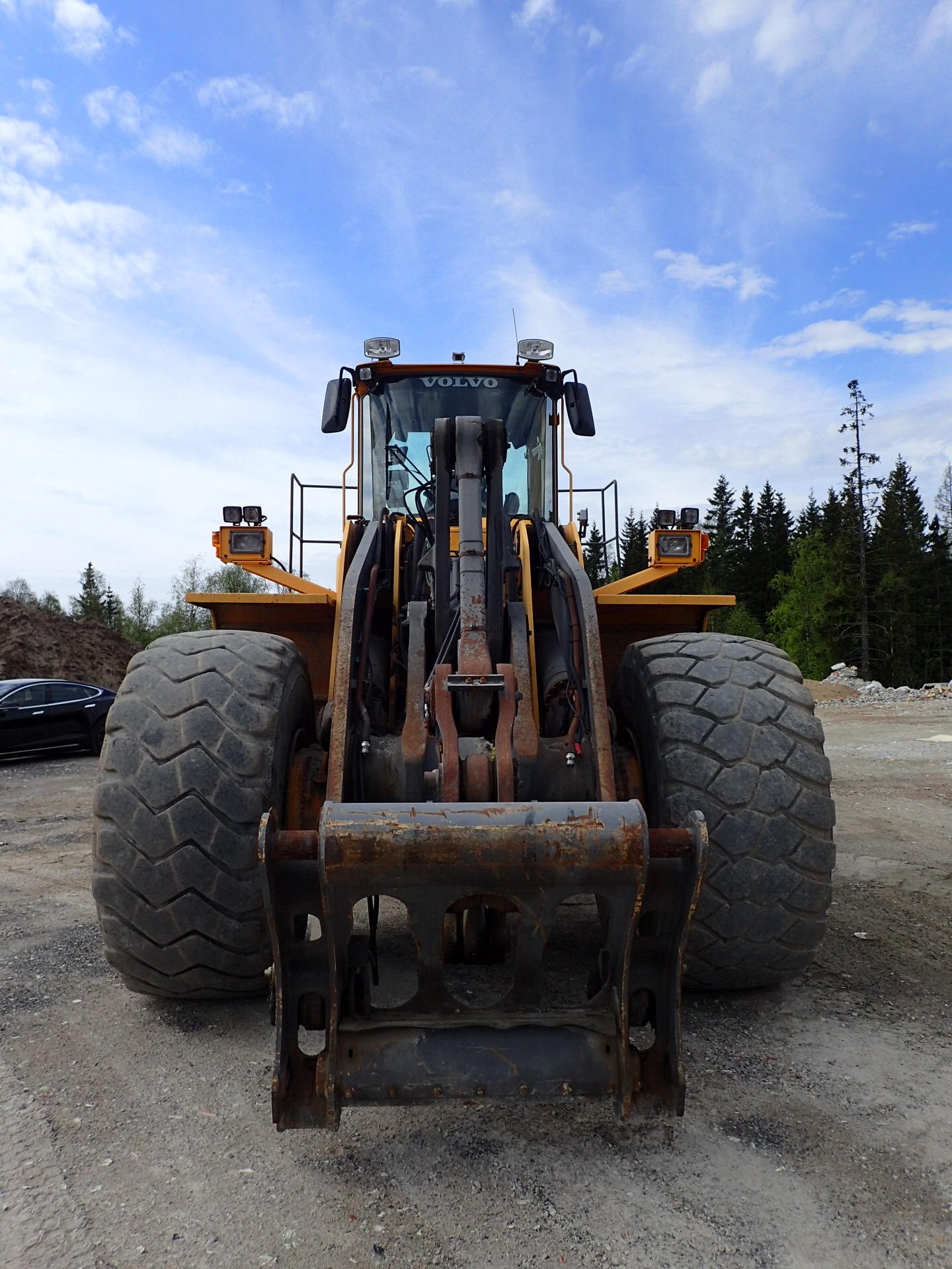 Volvo L220E Loader - PS Auction - We value the future - Largest in net ...