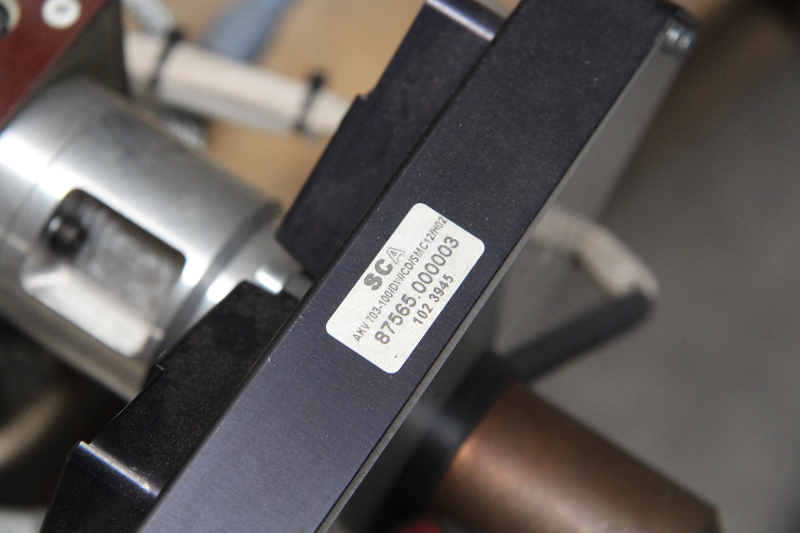 Adhesive system for automation SCA with vision system - PS Auction - We ...