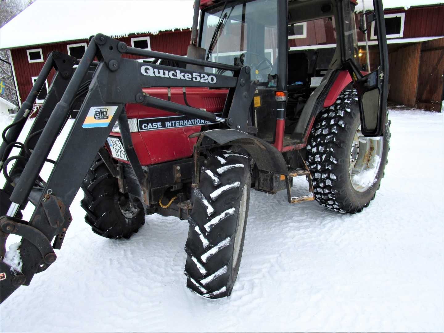 Case IH 595 AXL med frontlastare, pallgafflar och skopa - Auktioner ...