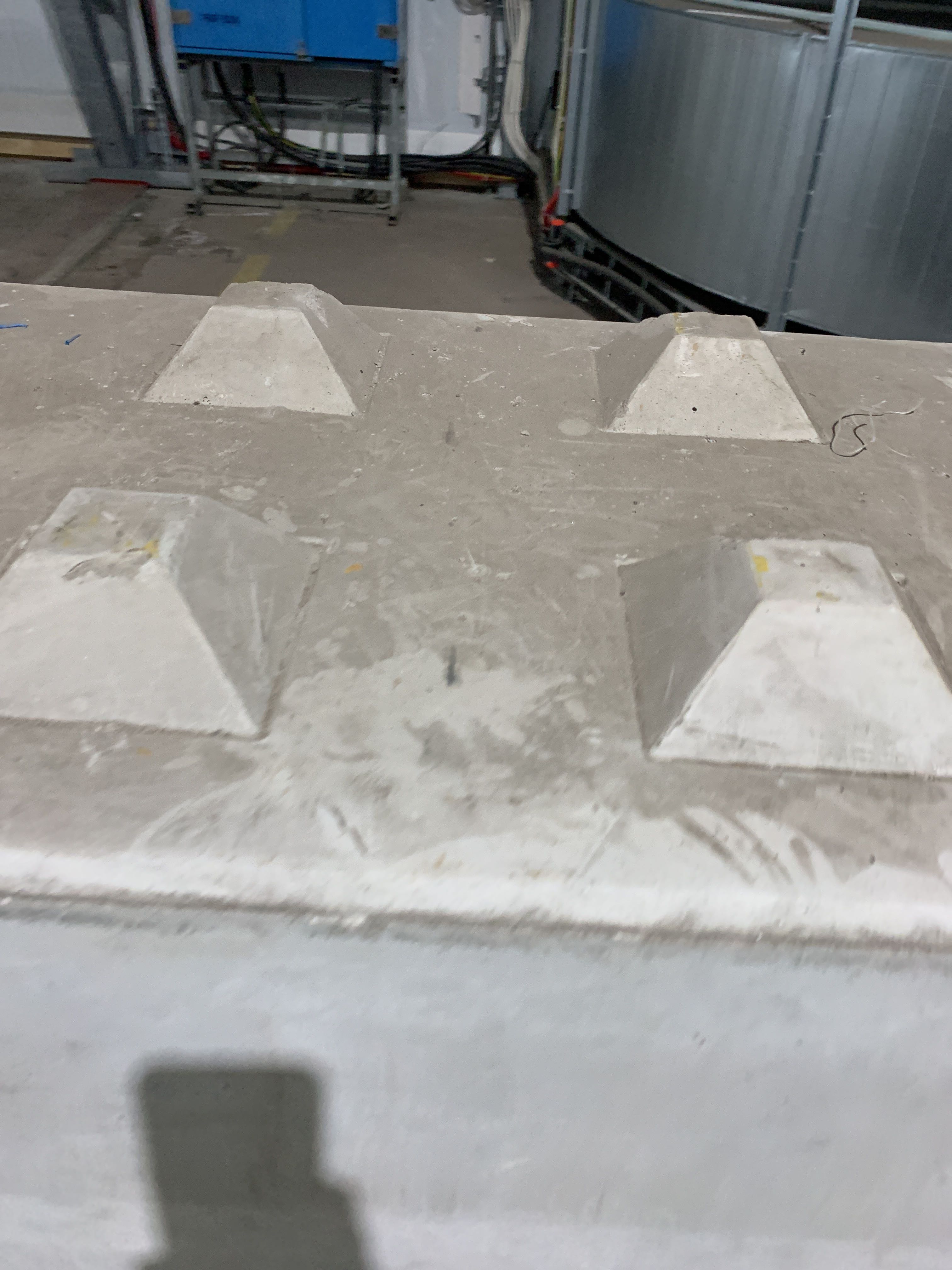 Betong Lego bitar 83 stycken - Auktioner online - Nätauktioner ...