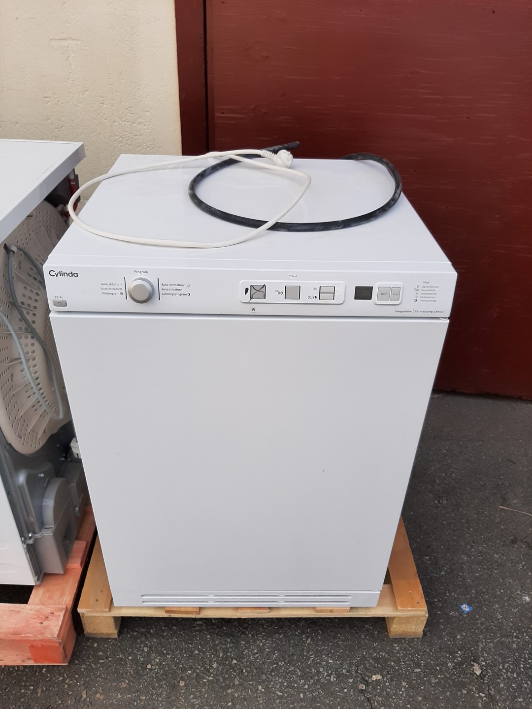 Electric cooker, Washer & Dryer Cylinda / Electrolux - PS Auction - We ...