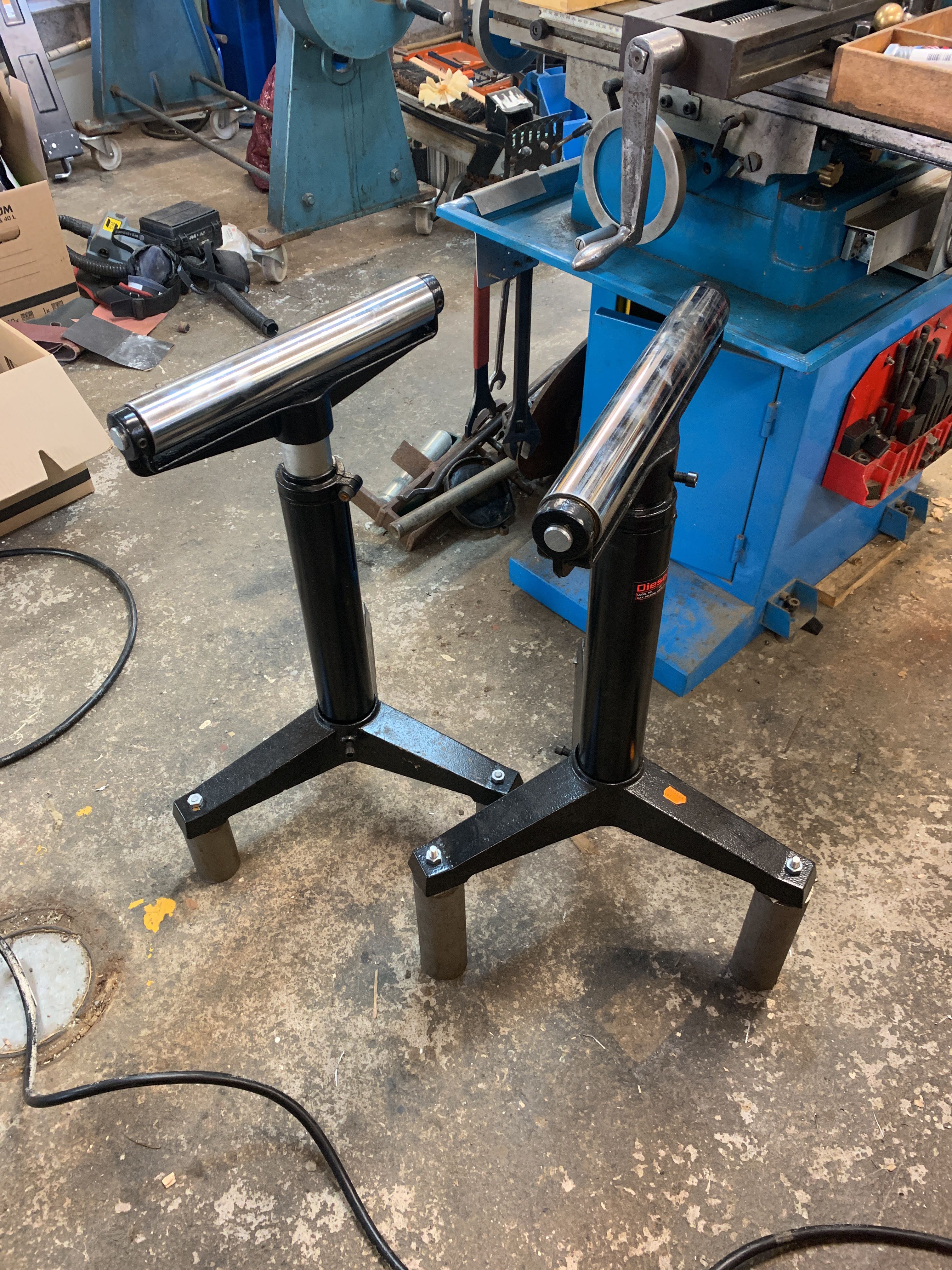 Rullbock 2 styck - Auktioner online - Nätauktioner & Konkursauktioner ...