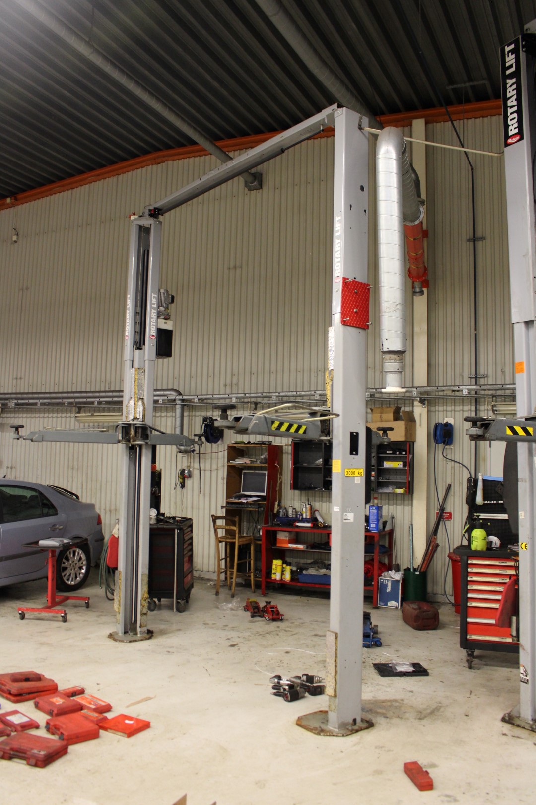 2-pelarlyft billyft Rotary 3000kg - Auktioner online - Nätauktioner ...