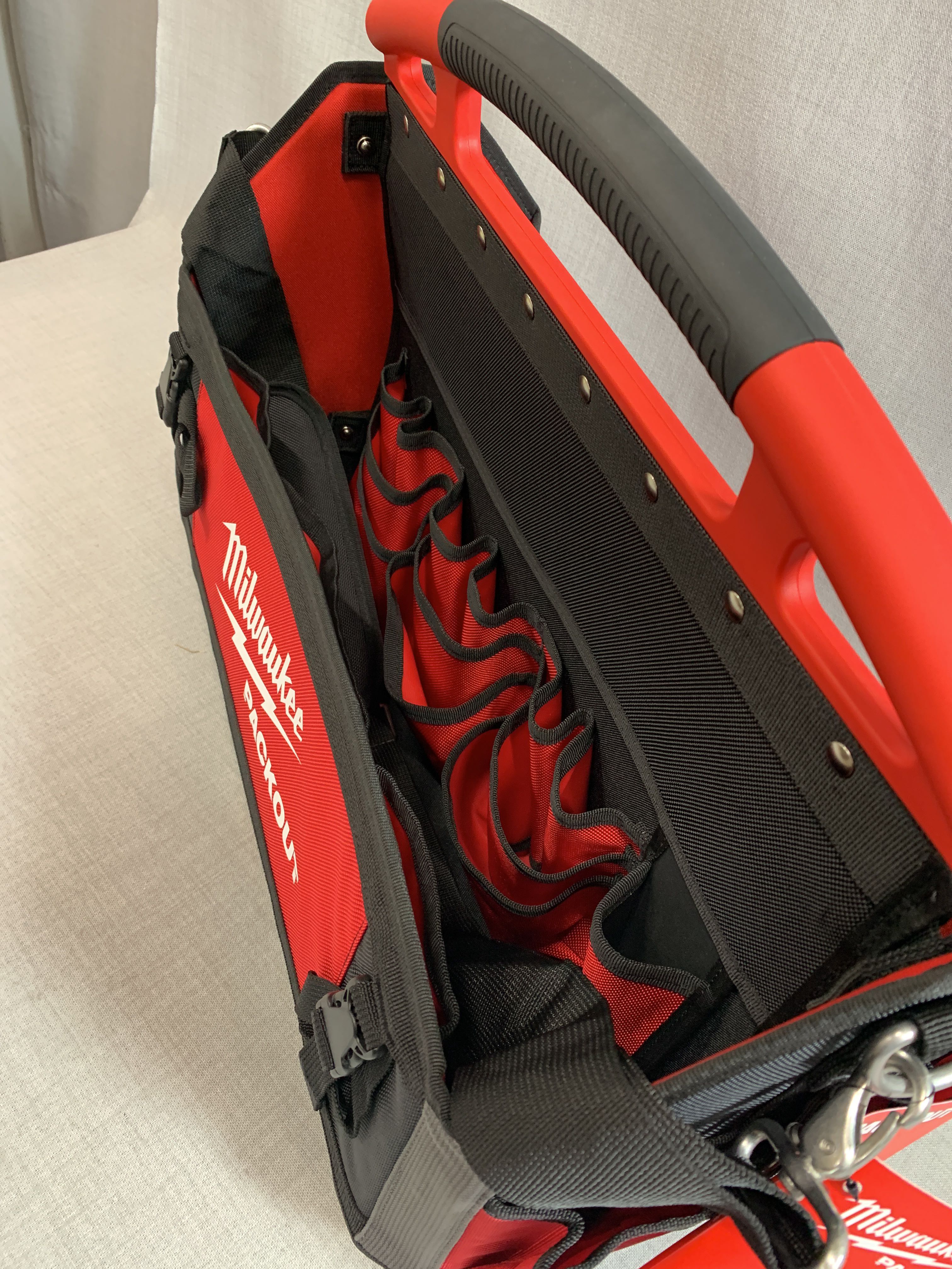 Verktygsväska Milwaukee 4932464086 Packout - Auktioner online ...