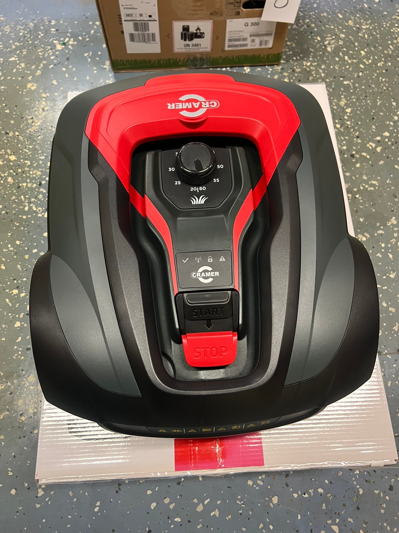 Robotgräsklippare Cramer RM 1000 - Auktioner online - Nätauktioner ...
