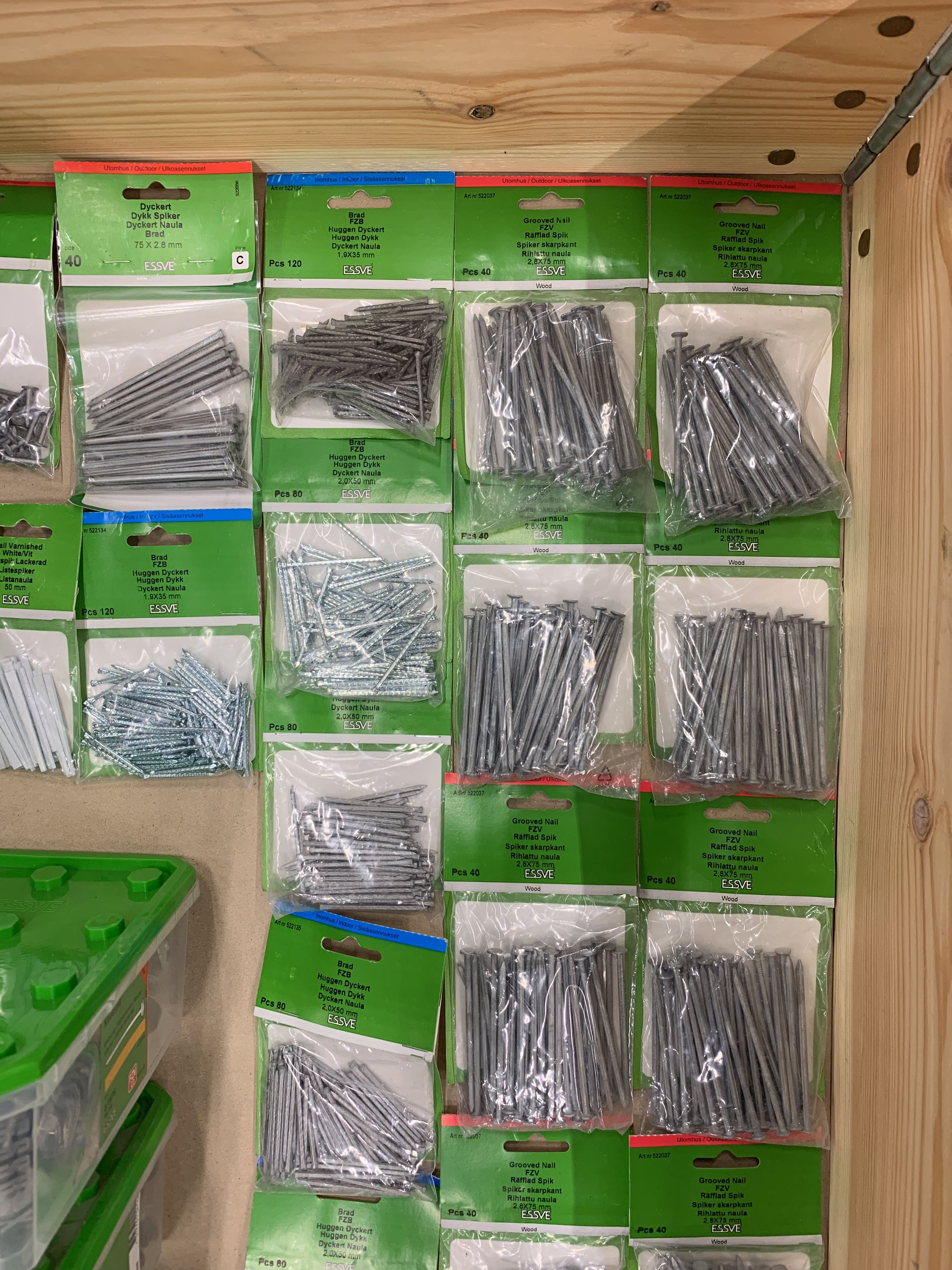 Sortiment med spik, Essve - Auktioner online - Nätauktioner ...