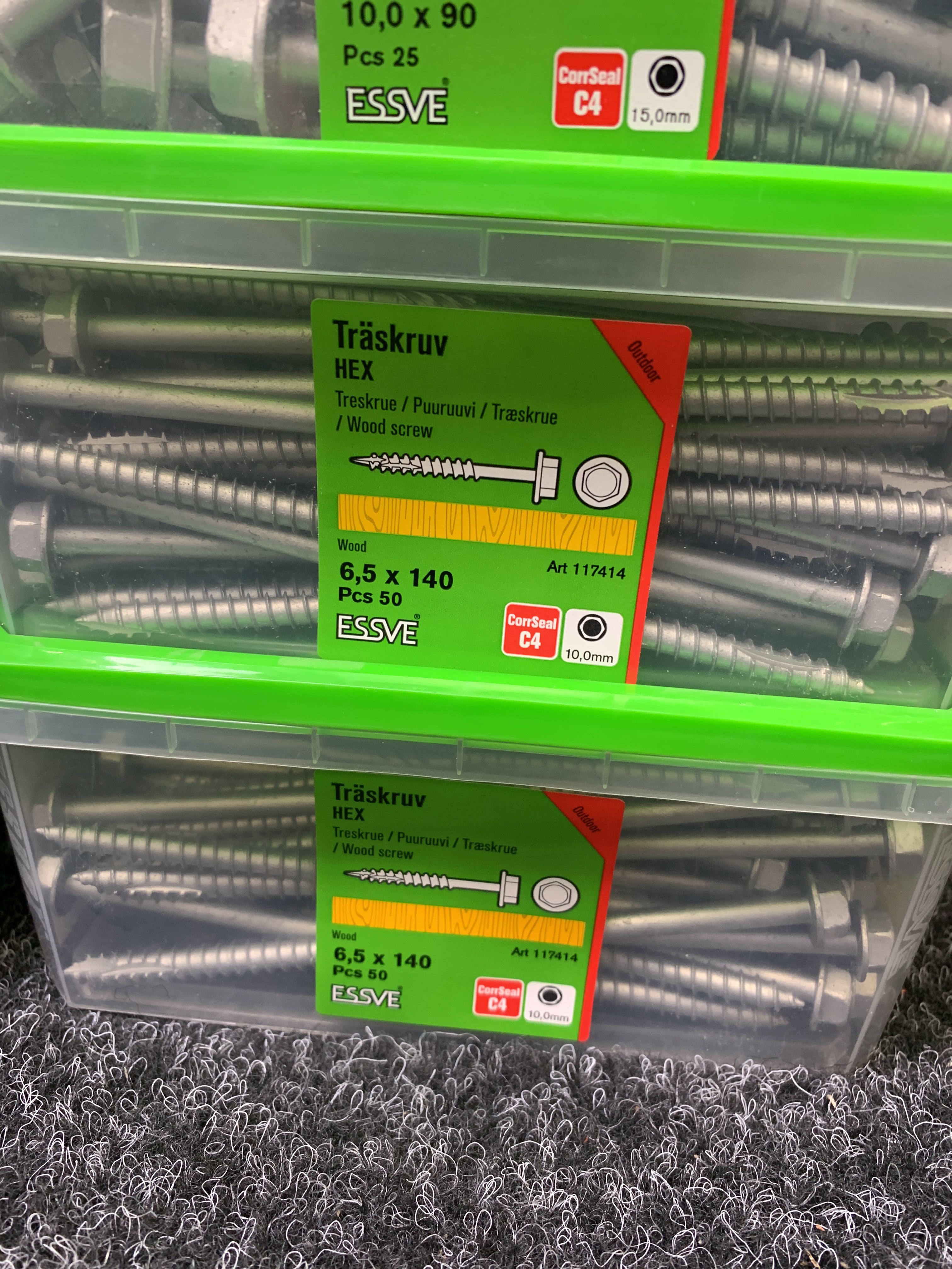 Sortiment med träskruv, gipsskruv & sockelskruv Essve - Auktioner ...