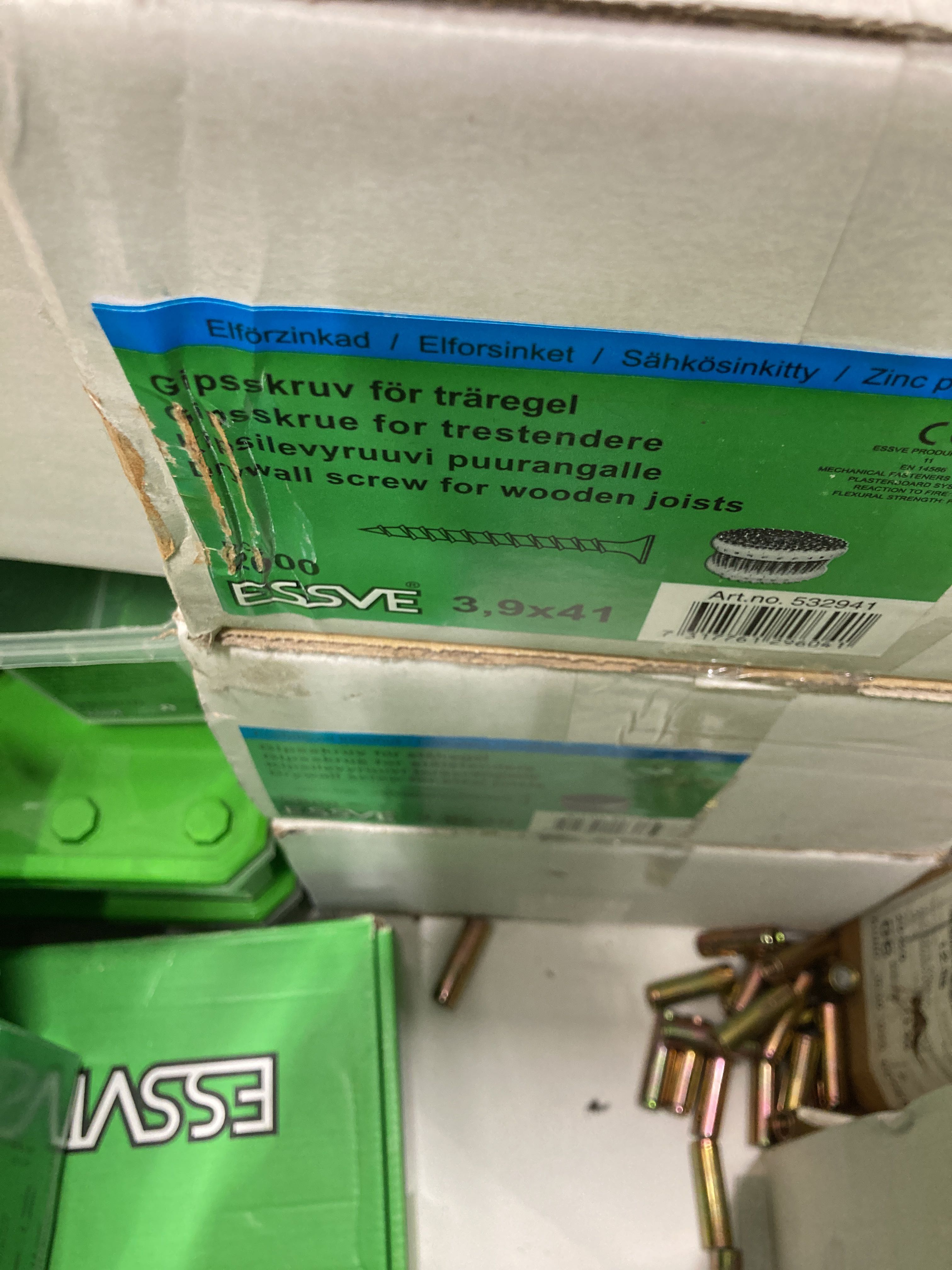 Essve Screw Assortment - PS Auction - We value the future - Largest in ...