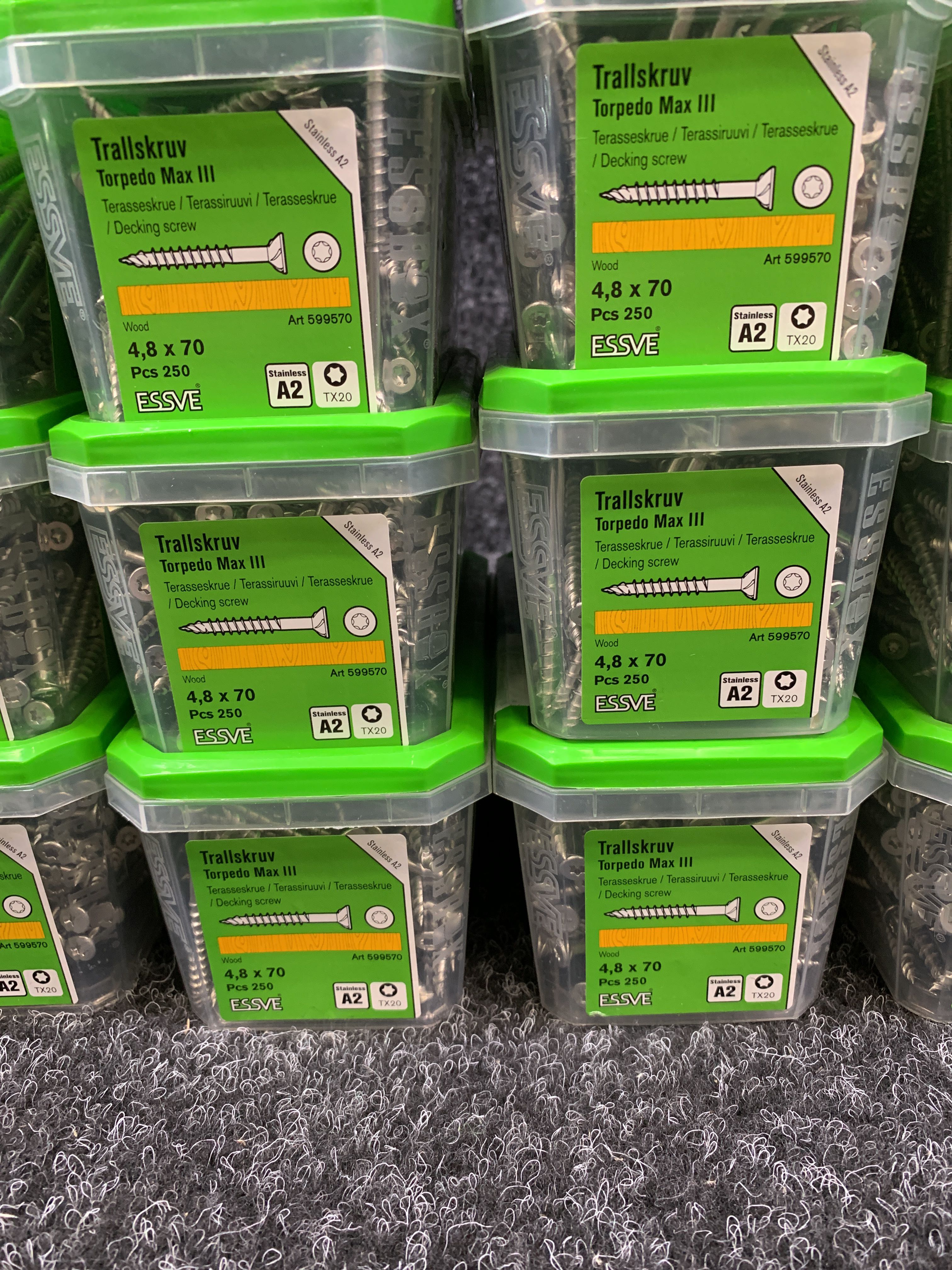 Sortiment med trallskruv Essve - Auktioner online - Nätauktioner ...