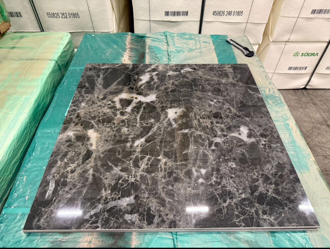Dark Marble granite ceramic 45 square meters, 60x60 cm - PS Auction ...