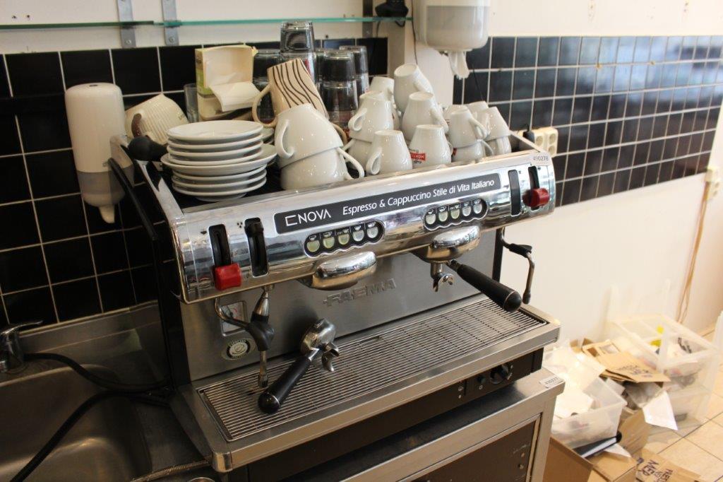 Espresso machine Faema - PS Auction - We value the future - Largest in ...