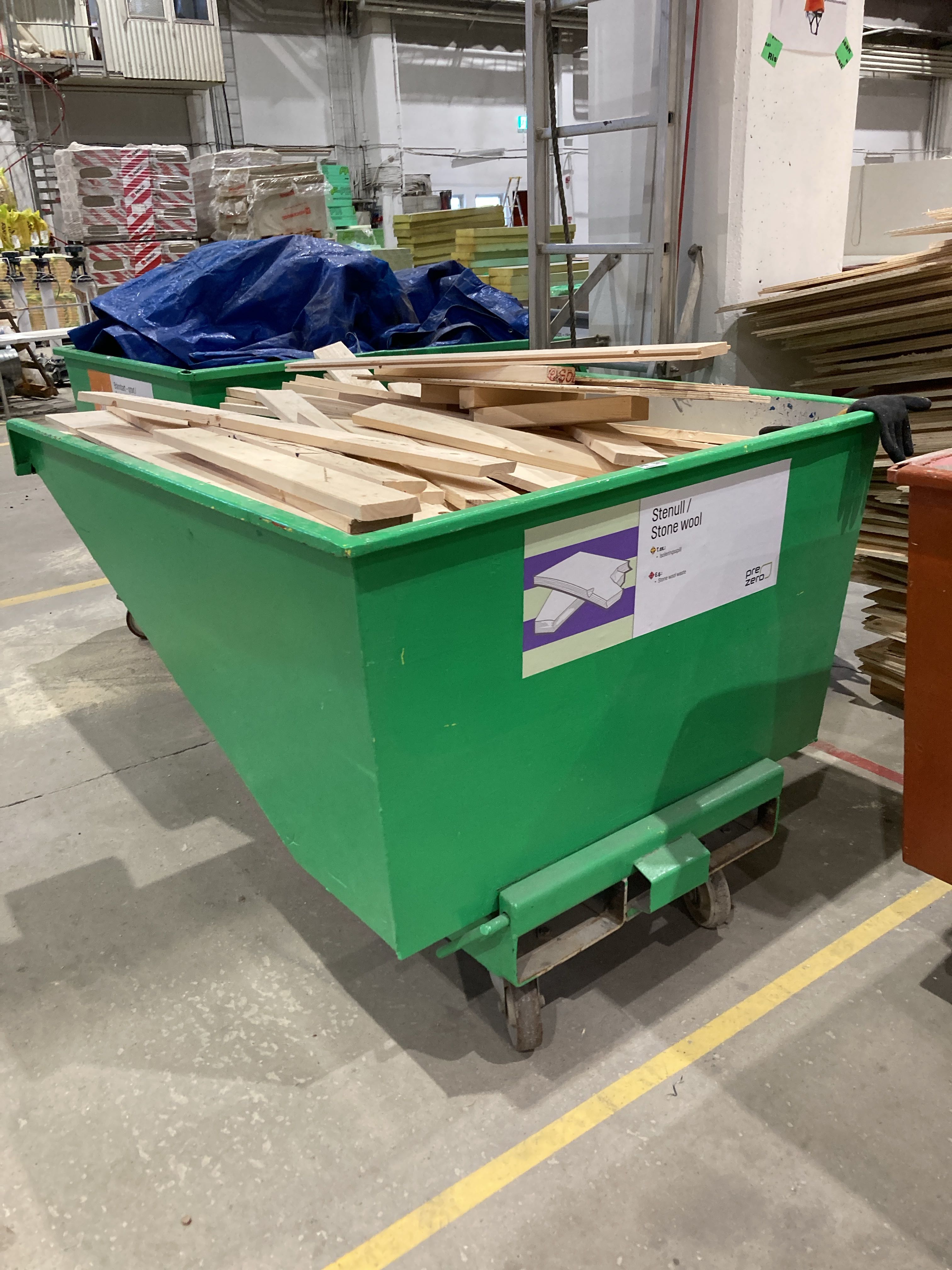 Tipper container/ Scrap bin - PS Auction - We value the future ...