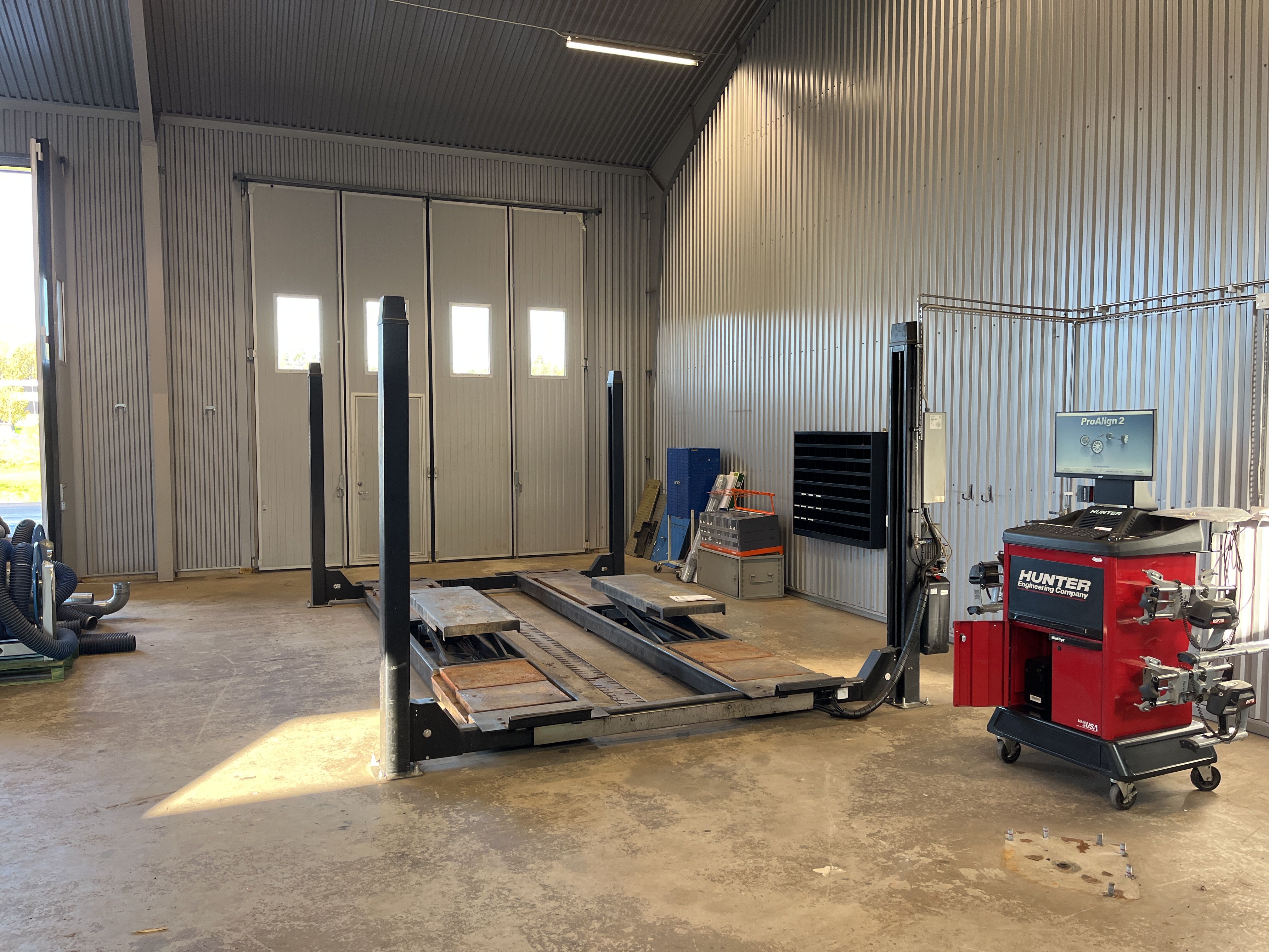 4-pillar Car lift Promeister 450ATLT 5,000kg - PS Auction - We value ...