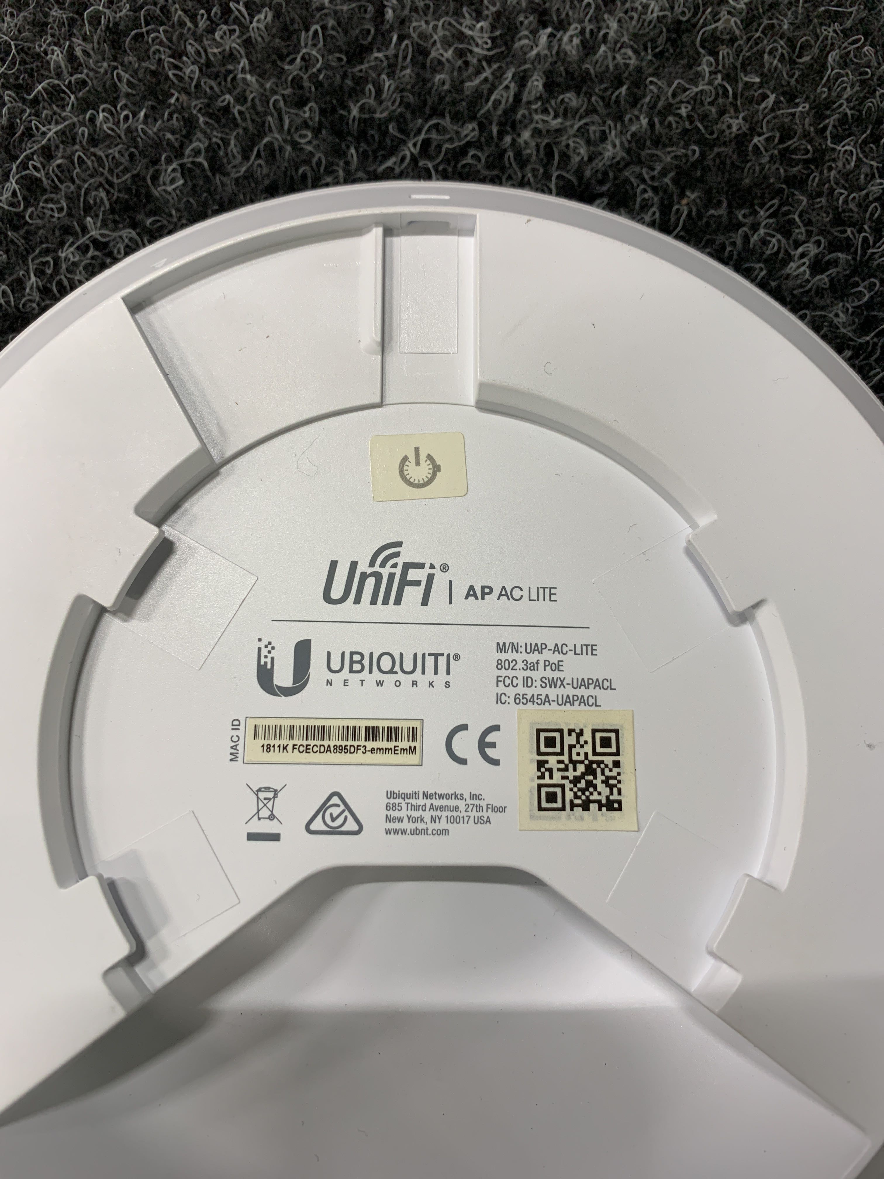 Accesspunkter & Gigabit switch - Auktioner online - Nätauktioner ...