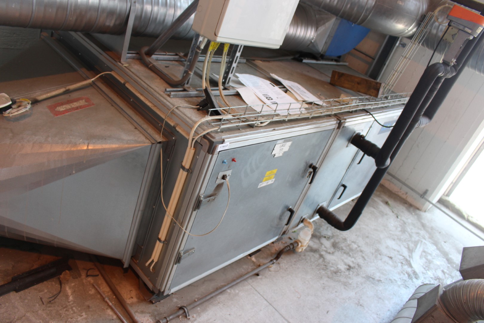 Ventilation system GEA Exos, ink tubes - PS Auction - We value the ...