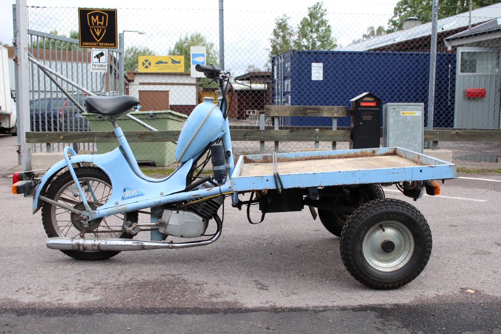 Flakmoped Packy - Auktioner online - Nätauktioner & Konkursauktioner ...