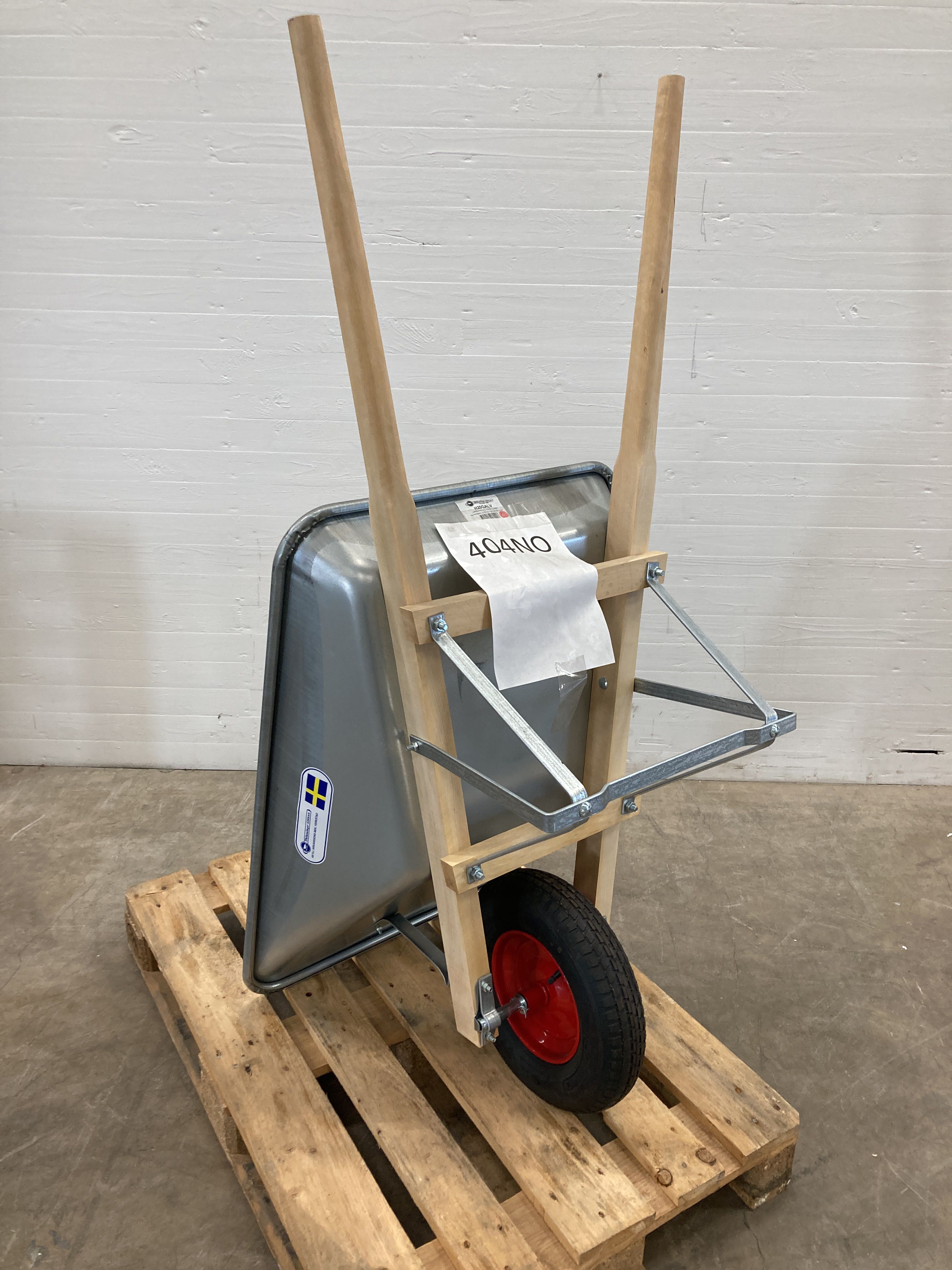 Wheelbarrow H20 Galv 120 liters - PS Auction - We value the future ...