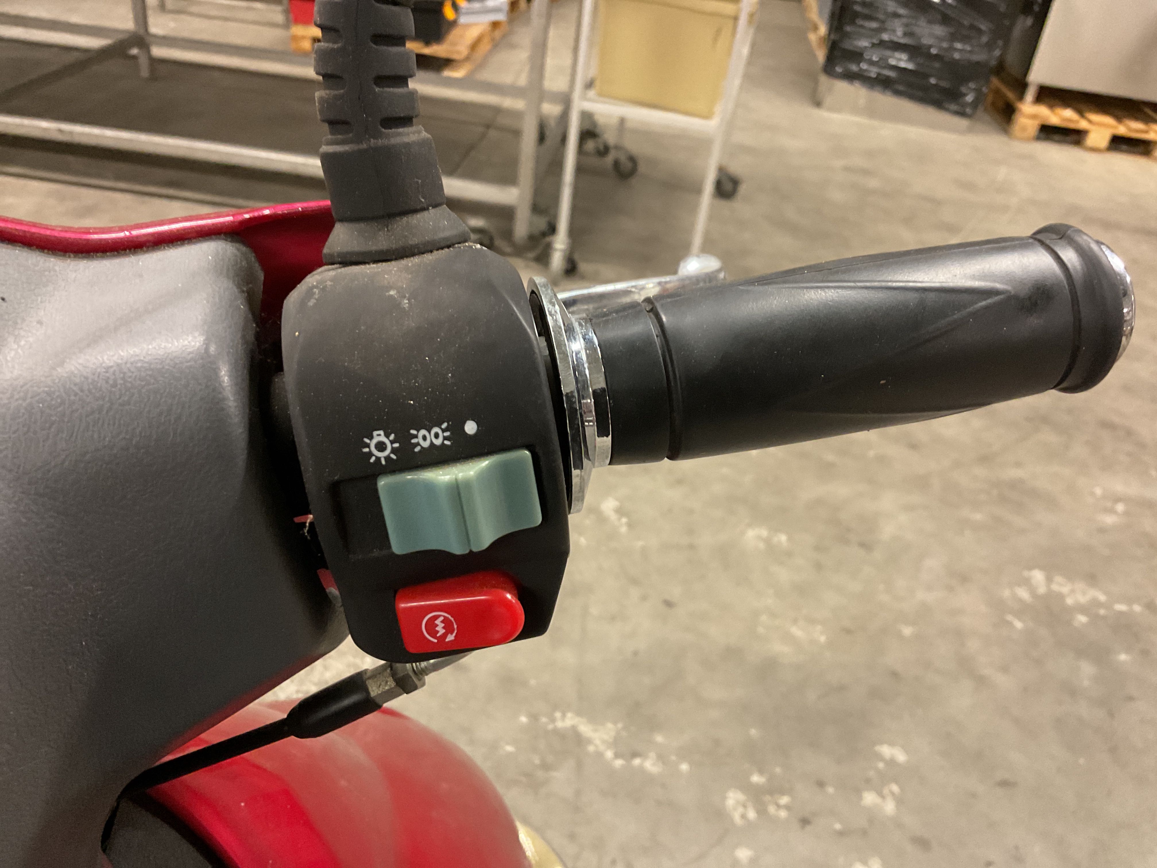 Eu Moped Botian - Auktioner online - Nätauktioner & Konkursauktioner | PS Auction