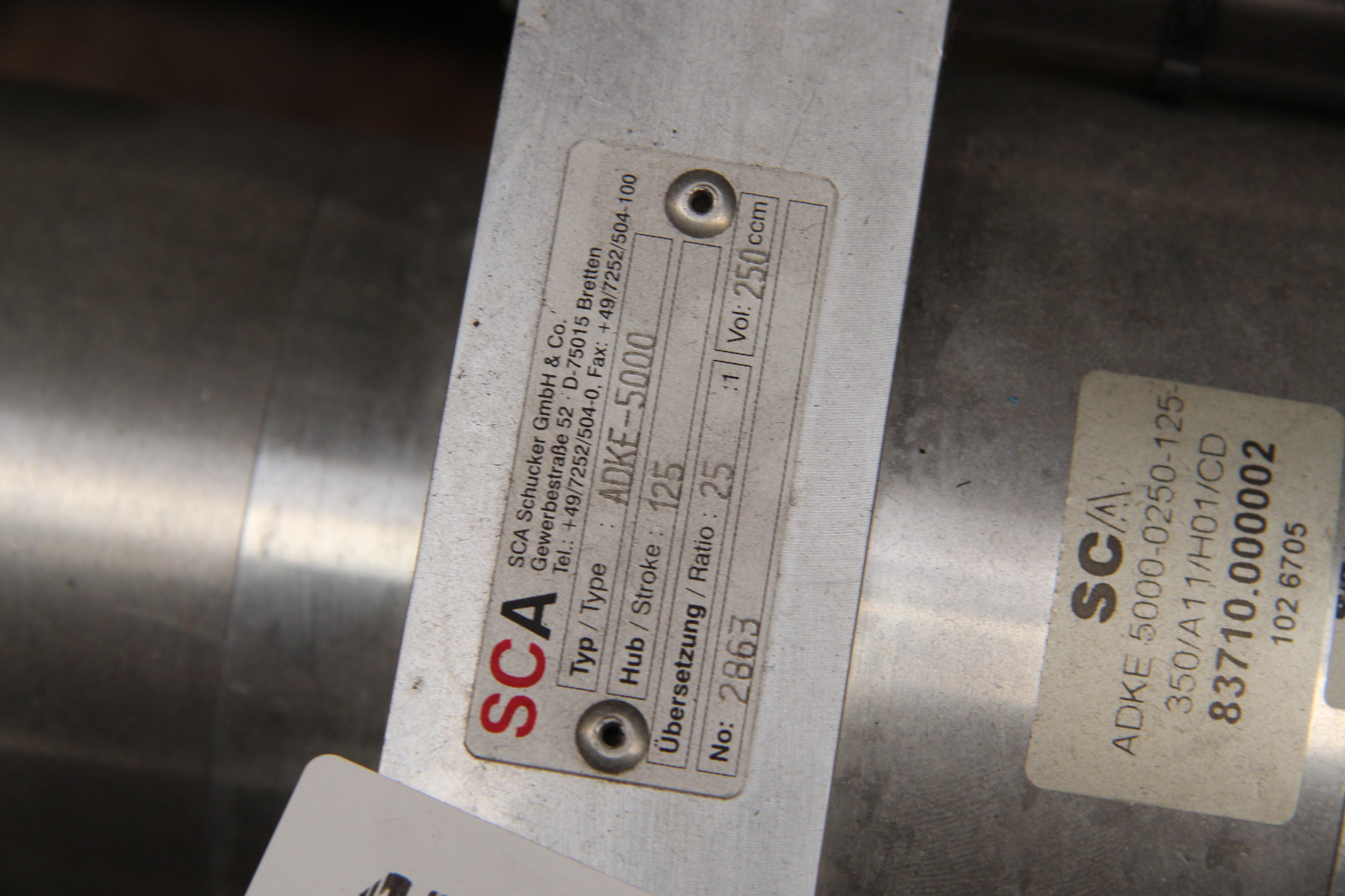 Adhesive system for automation SCA with vision system - PS Auction - We ...