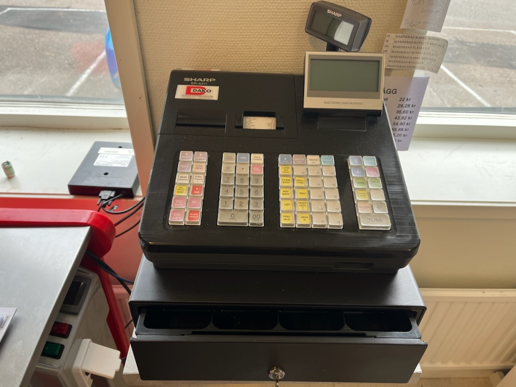 Kassasystem Sharp - Auktioner online - Nätauktioner & Konkursauktioner ...
